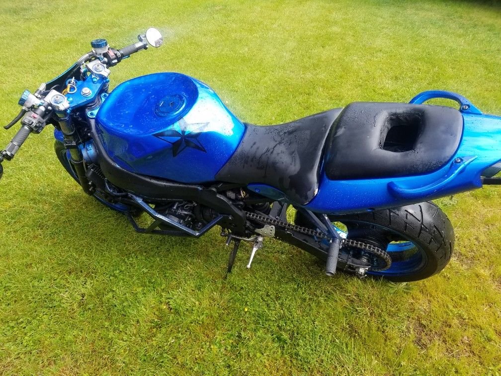 98 ninja 600rr stunt bike for Sale in Everett, WA - OfferUp
