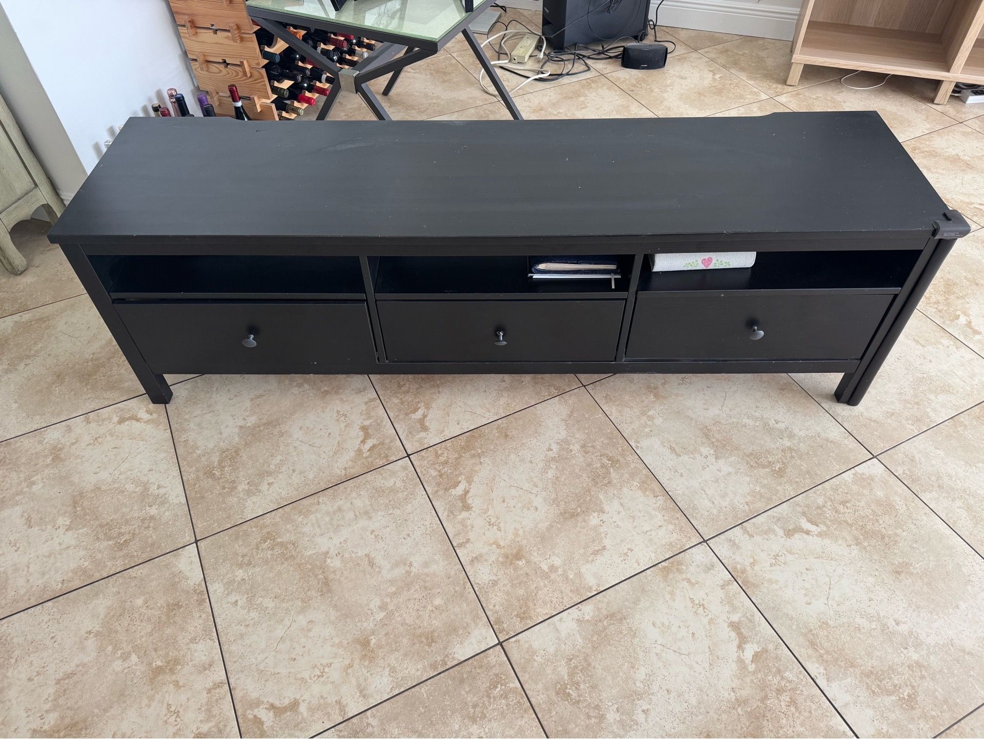 Free TV stand Free TV stand for Sale in Hollywood, FL - OfferUp