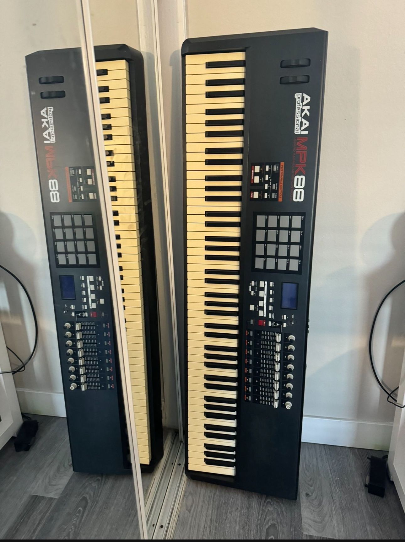 AKAI 88 Piano for Sale in Long Beach, CA - OfferUp