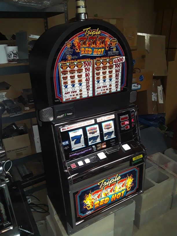 Triple Red Hot Sevens Slot Machine for Sale in Agua Dulce, CA - OfferUp