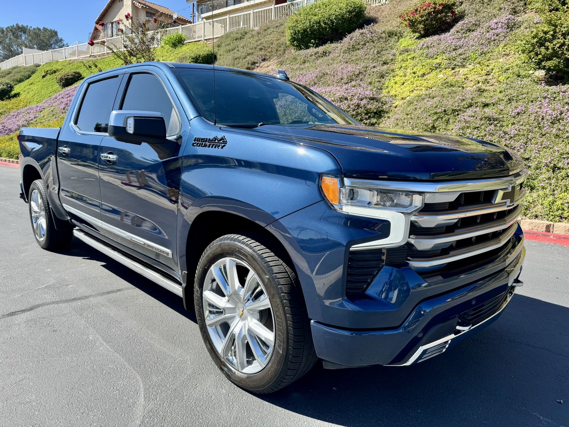 2022 Chevrolet Silverado 1500 for Sale in Spring Valley, CA - OfferUp