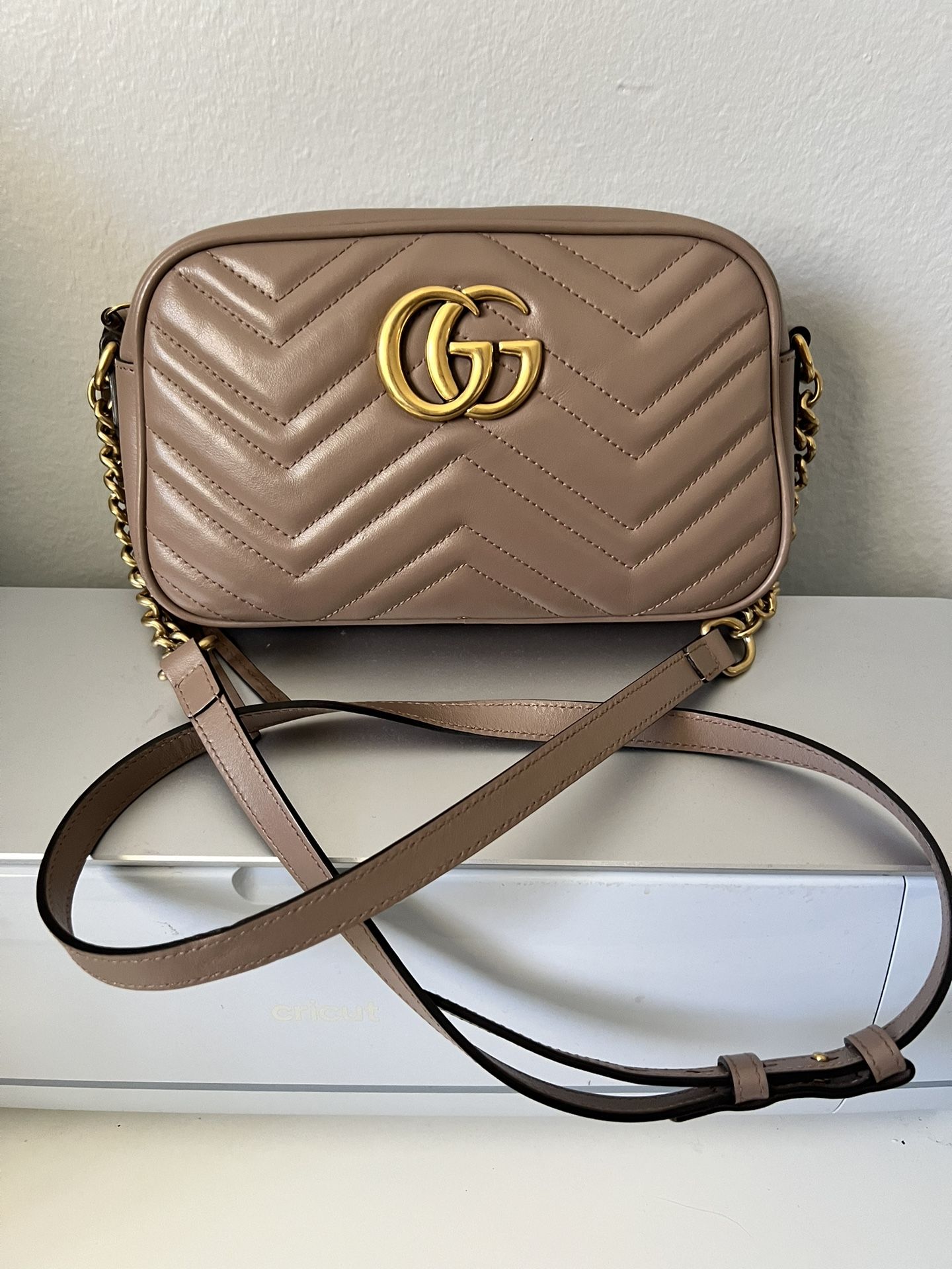 Small GG Marmont for Sale in Fountain Valley, CA - OfferUp