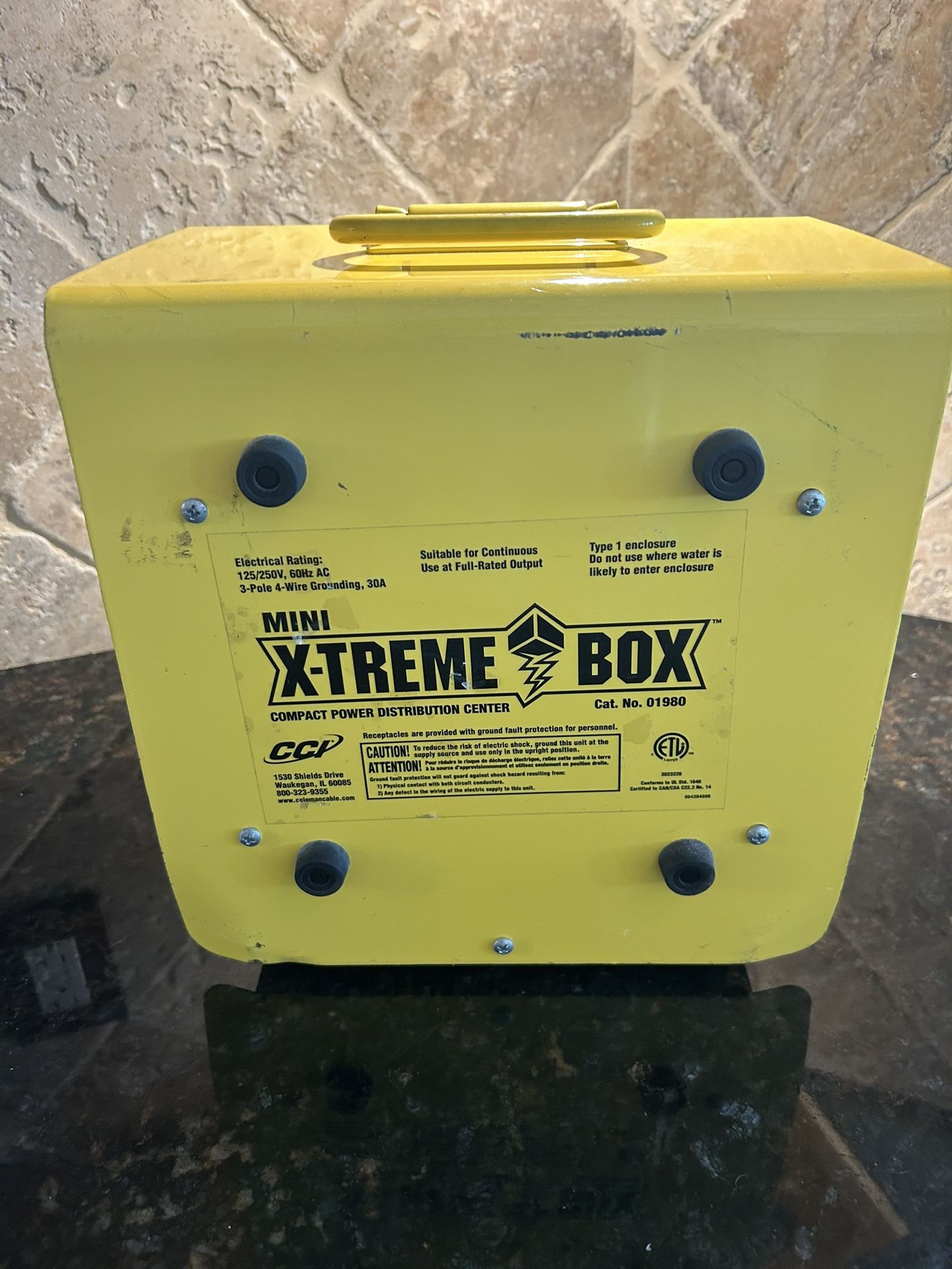Southwire Mini X-Treme Box 30A for Sale in Oldsmar, FL - OfferUp