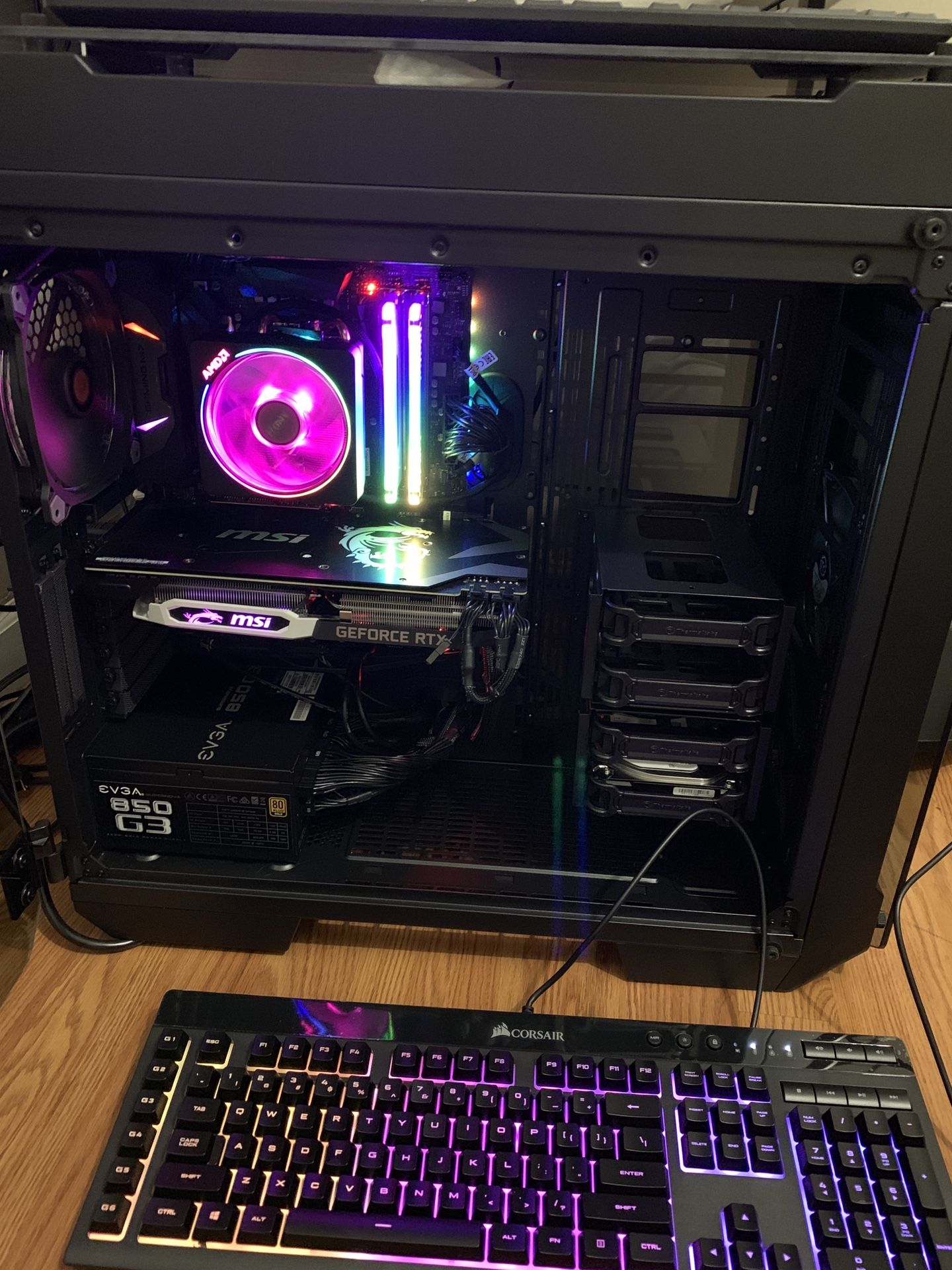 Custom built computer for sell! Original price was 1600 that I bought ...