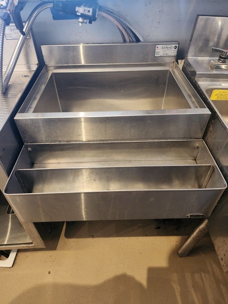 24" Bar Ice Well With Cold Plate for Sale in San Diego, CA - OfferUp