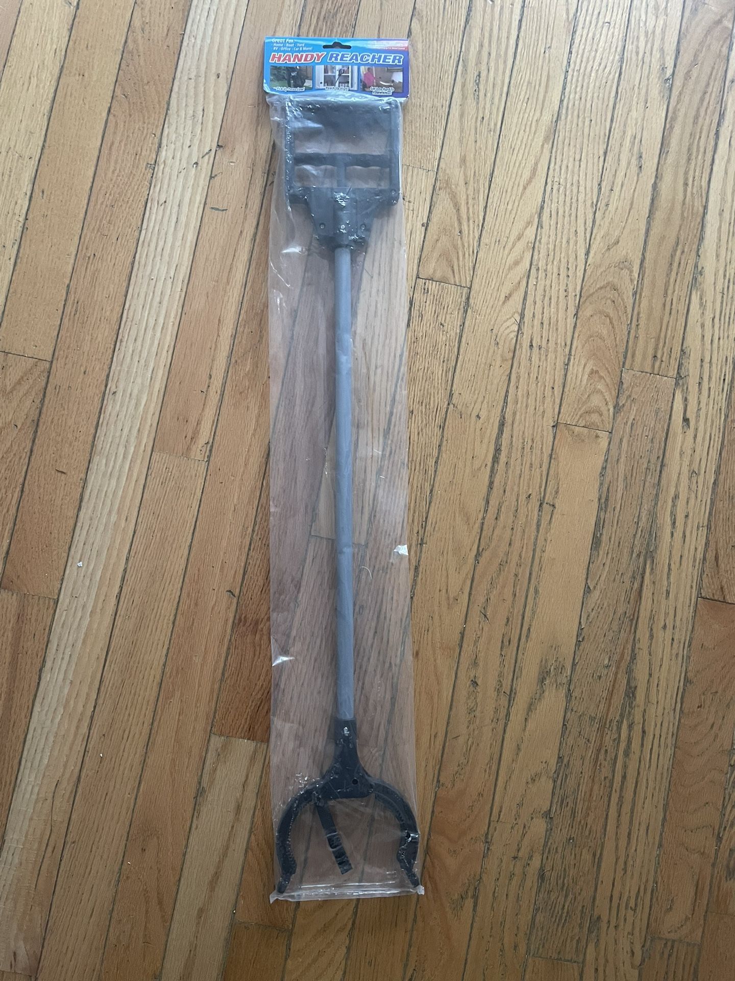 NEW - Handy Reacher By Tekno Products for Sale in Brookfield, IL - OfferUp