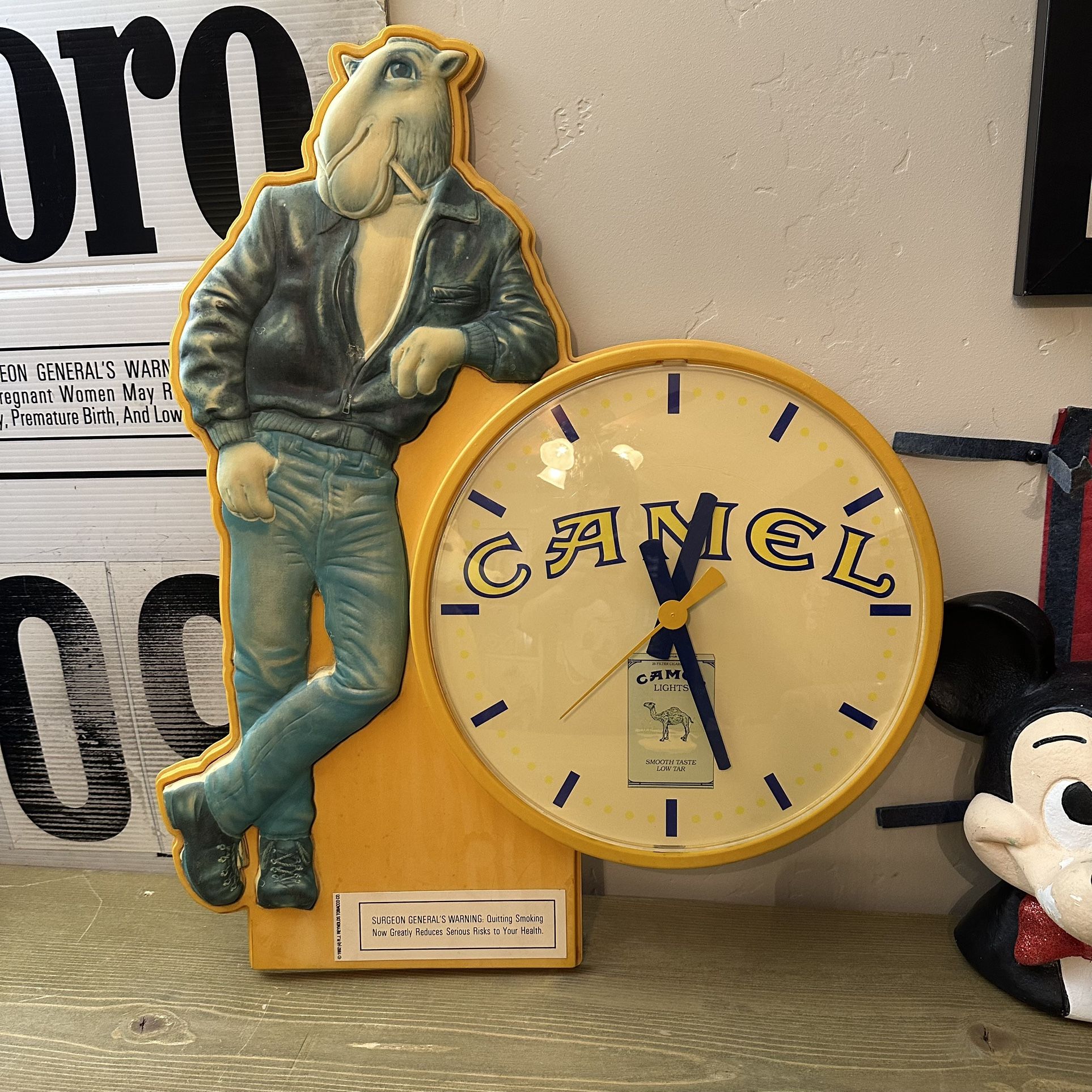 Vintage Camel Cigarettes Wall Clock for Sale in Bakersfield, CA - OfferUp