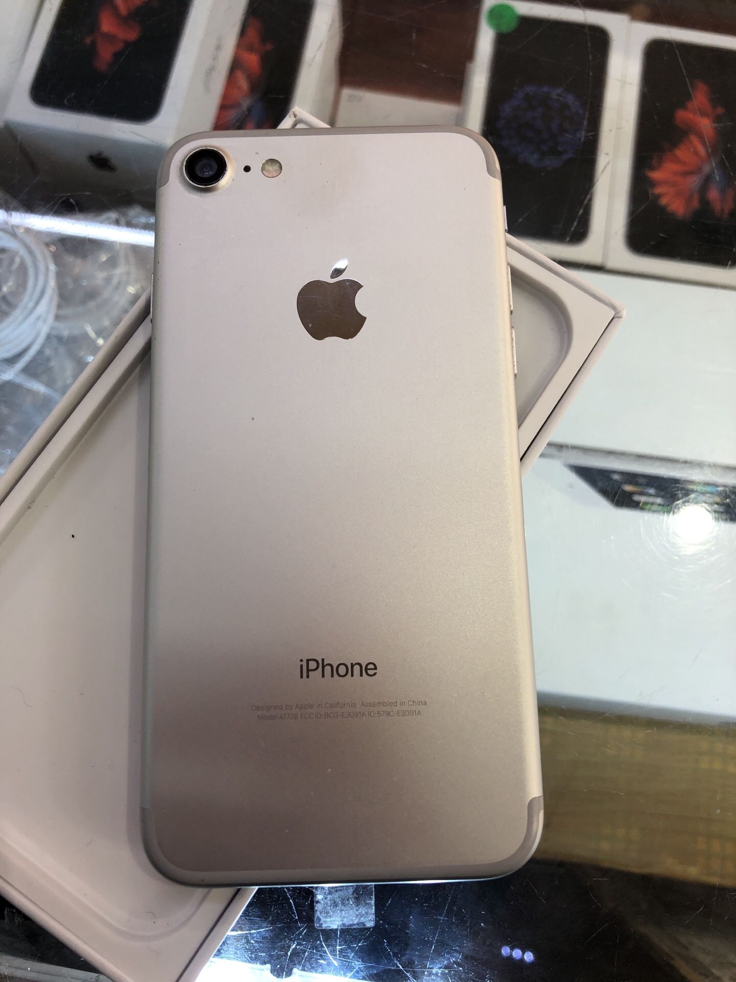 Apple 7. Cell phones & Accessories