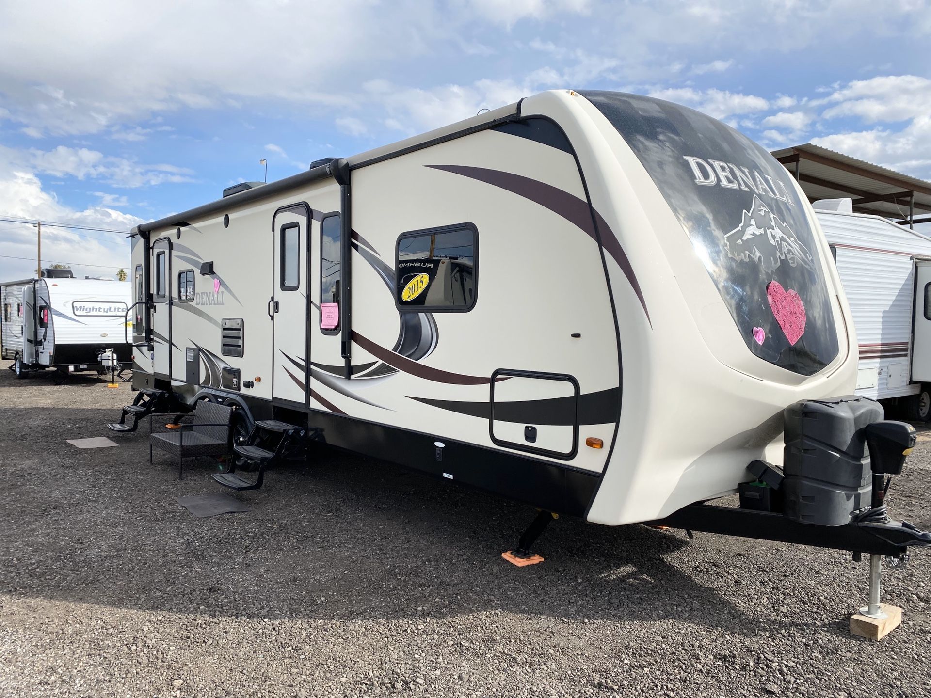 2015 Keystone Denali 32ft Travel trailer Camper for Sale in Mesa, AZ ...