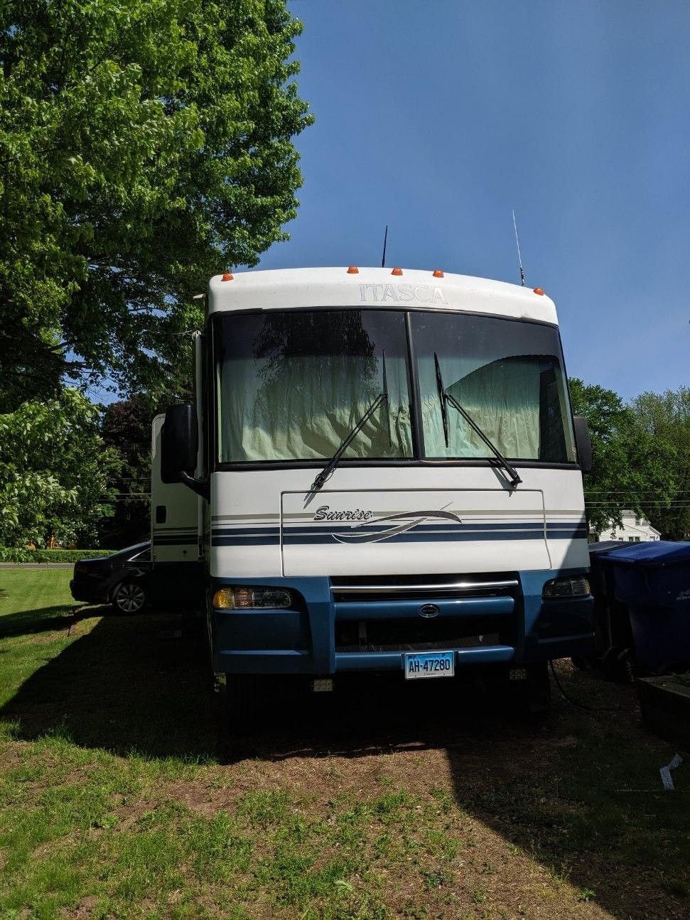 2004 Itasca Motorhome, Ford V10, low miles for Sale in East Windsor, CT ...