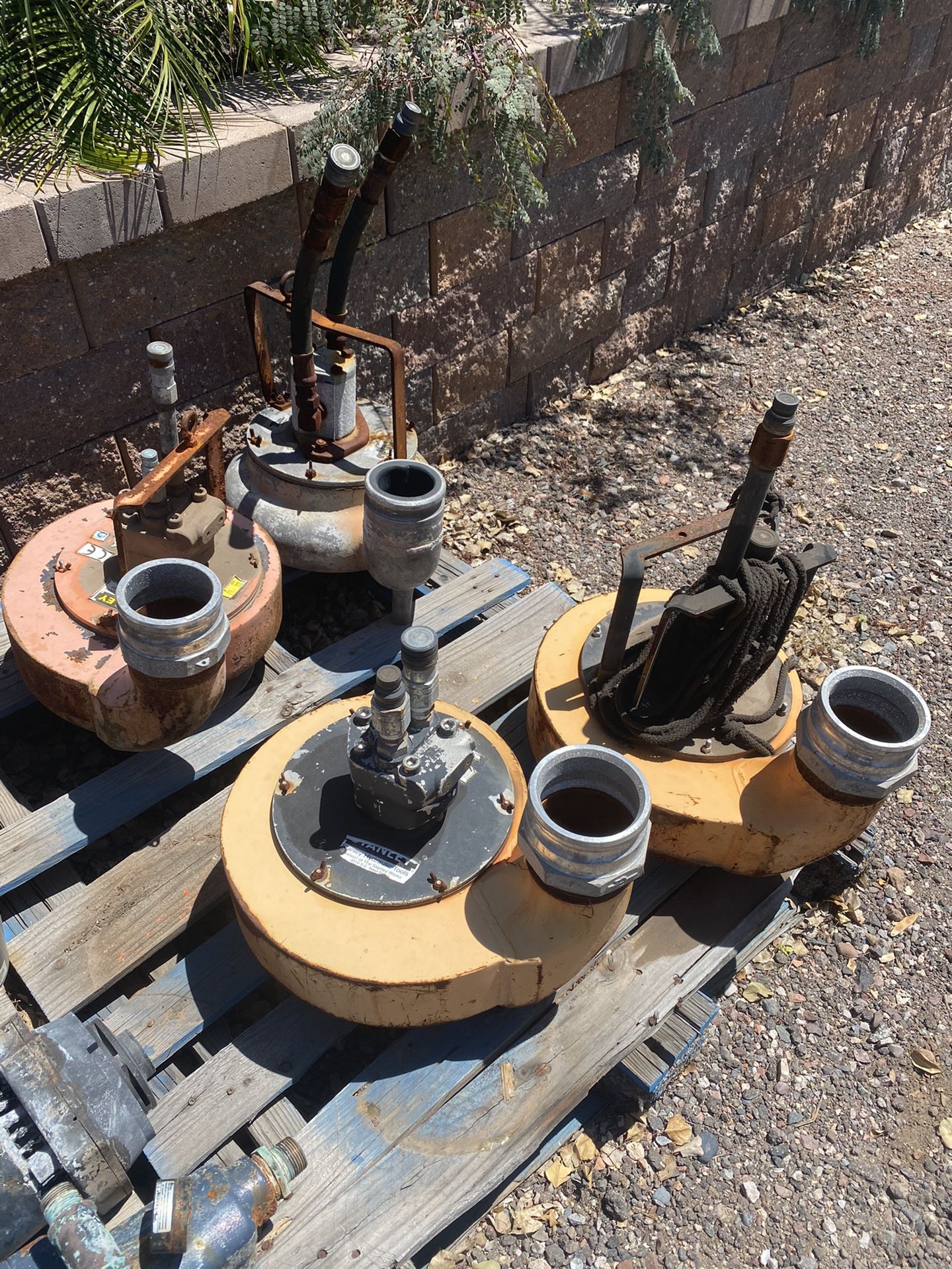 Stanley TP08 hydraulic trash pumps for Sale in Mesa, AZ - OfferUp