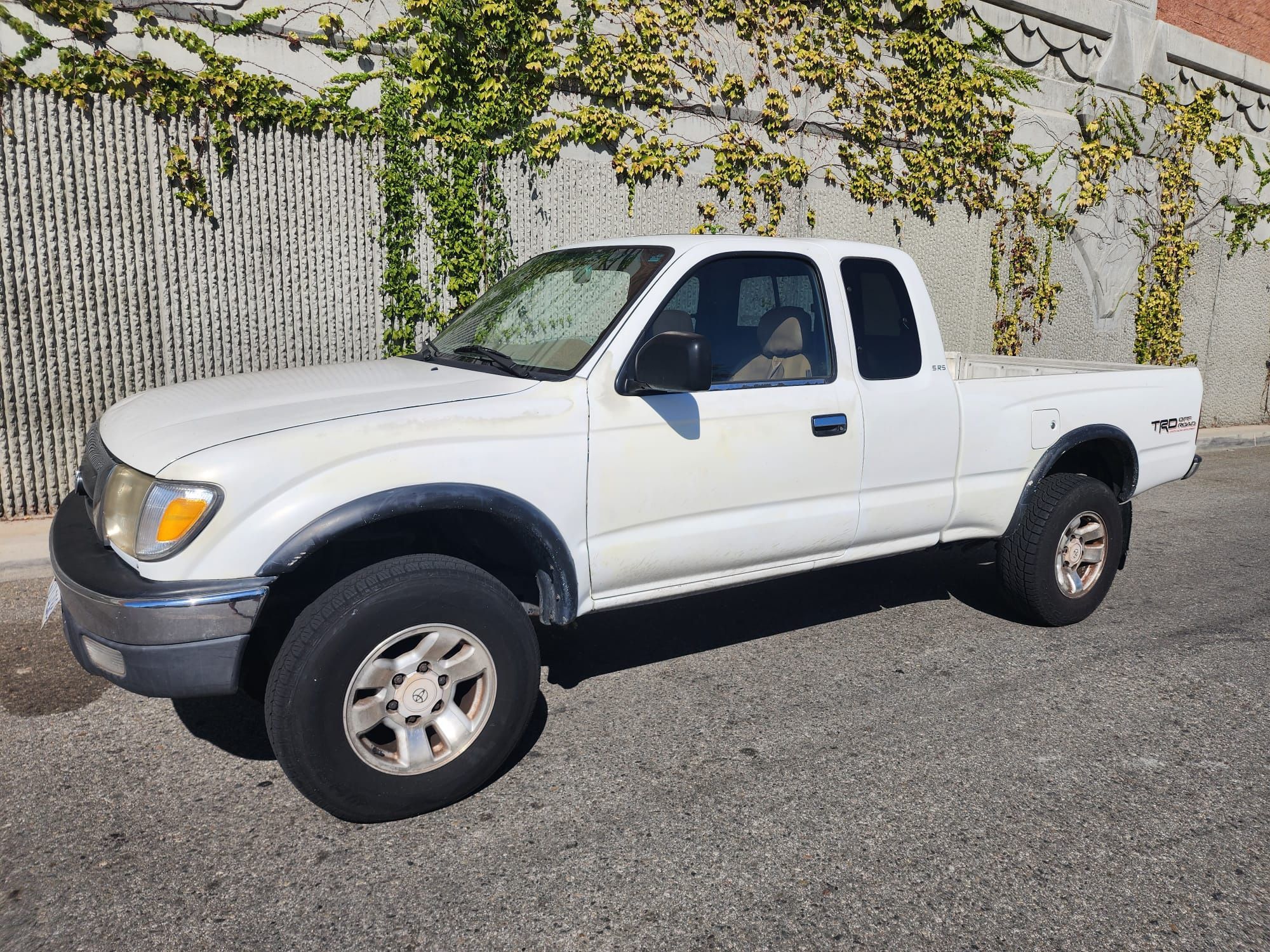 2000 Toyota Tacoma TRD PreRunner V6 Smogged for Sale in Hesperia, CA ...