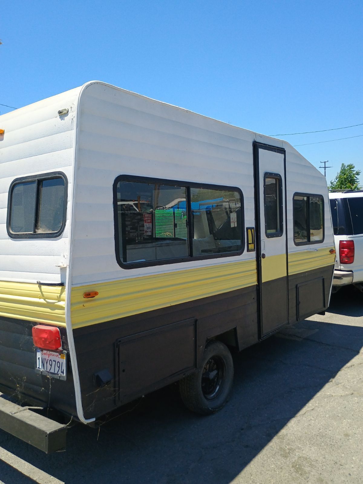 14 Ft Travel Trailer TINYHOME Shower Toilet for Sale in Irwindale, CA - OfferUp