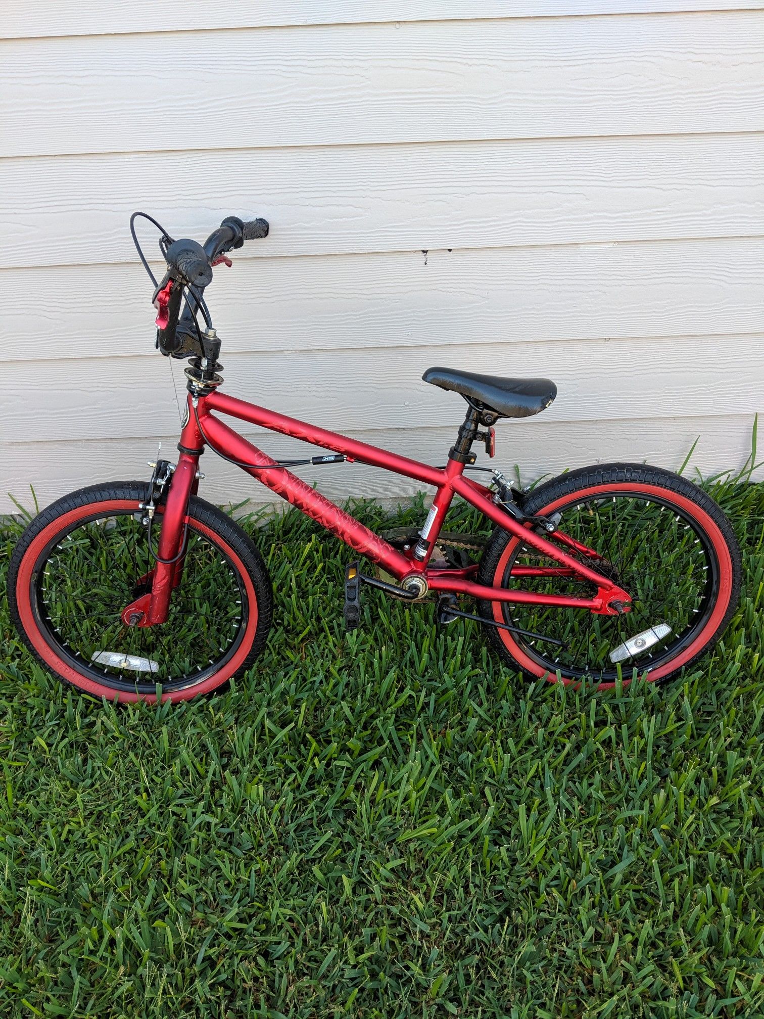 18 inch boys bike, Avigo Extreme AX 1.8 for Sale in Heath, TX - OfferUp