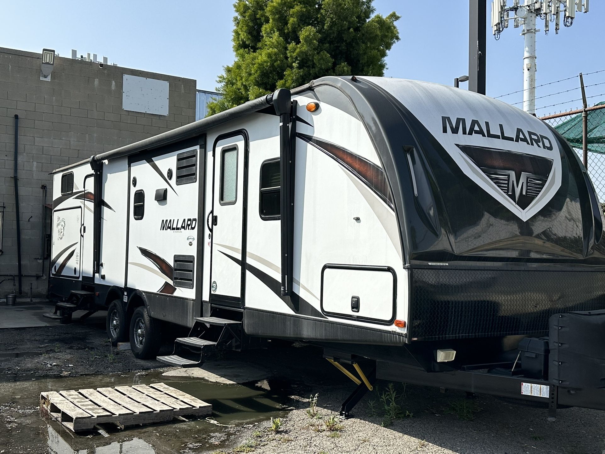 2019 Heartland Mallard M33 for Sale in Pico Rivera, CA - OfferUp
