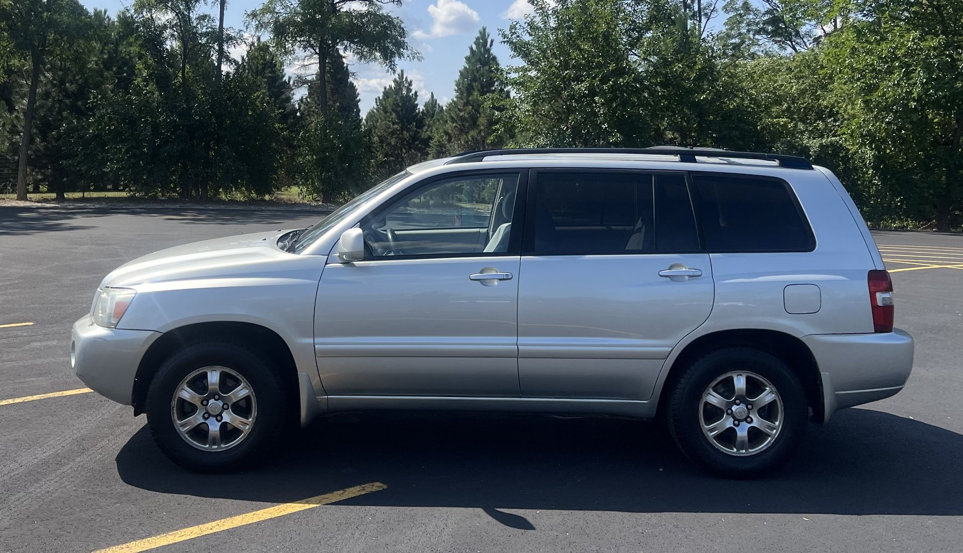 2004 Toyota Highlander for Sale in Barrington Hills, IL - OfferUp