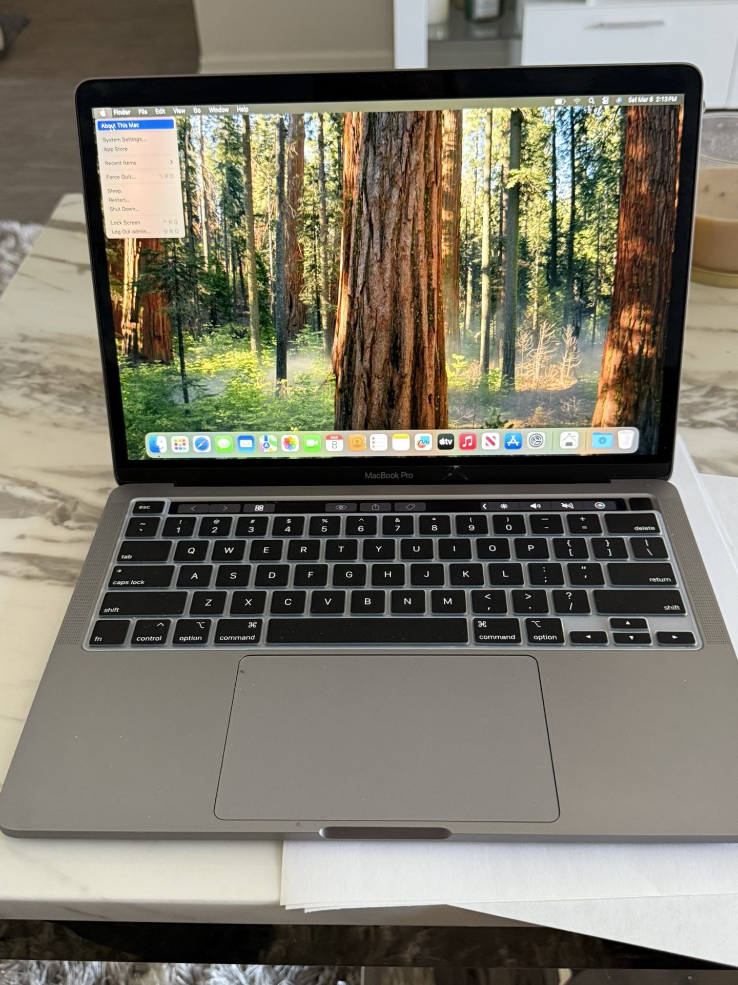 2020 MacBook Pro Like New 8/256 for Sale in Los Angeles, CA - OfferUp