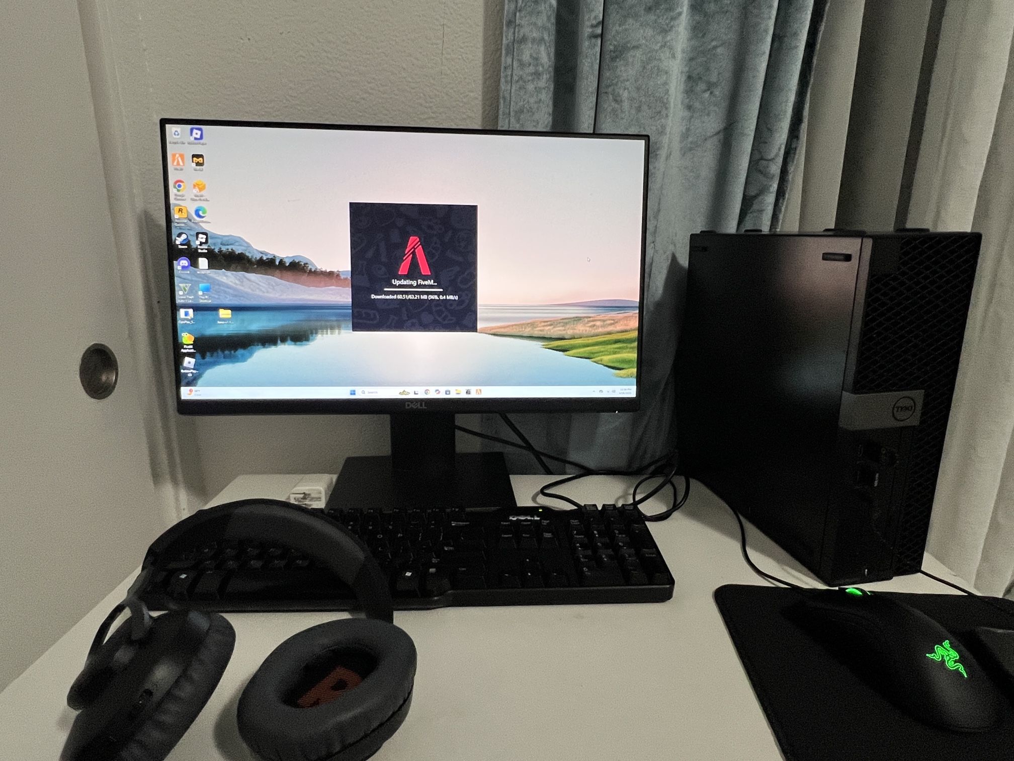 Pc & Monitor ,Gaming Setup For Sale for Sale in West Sacramento, CA - OfferUp