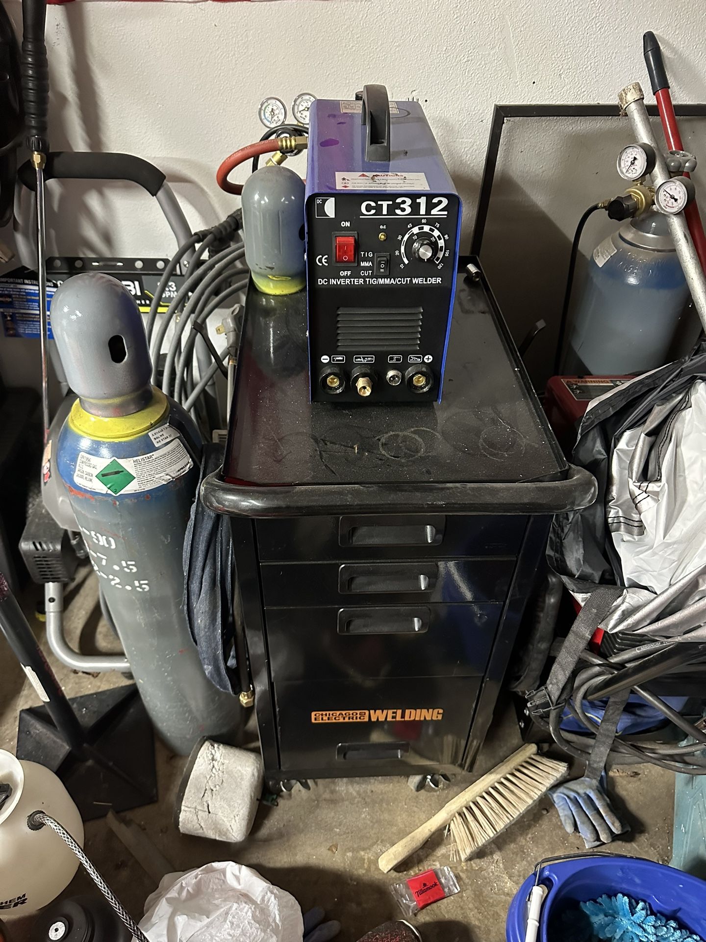 3 N 1 Welder/plasma Cutter Full Set Up for Sale in Salem, OR - OfferUp