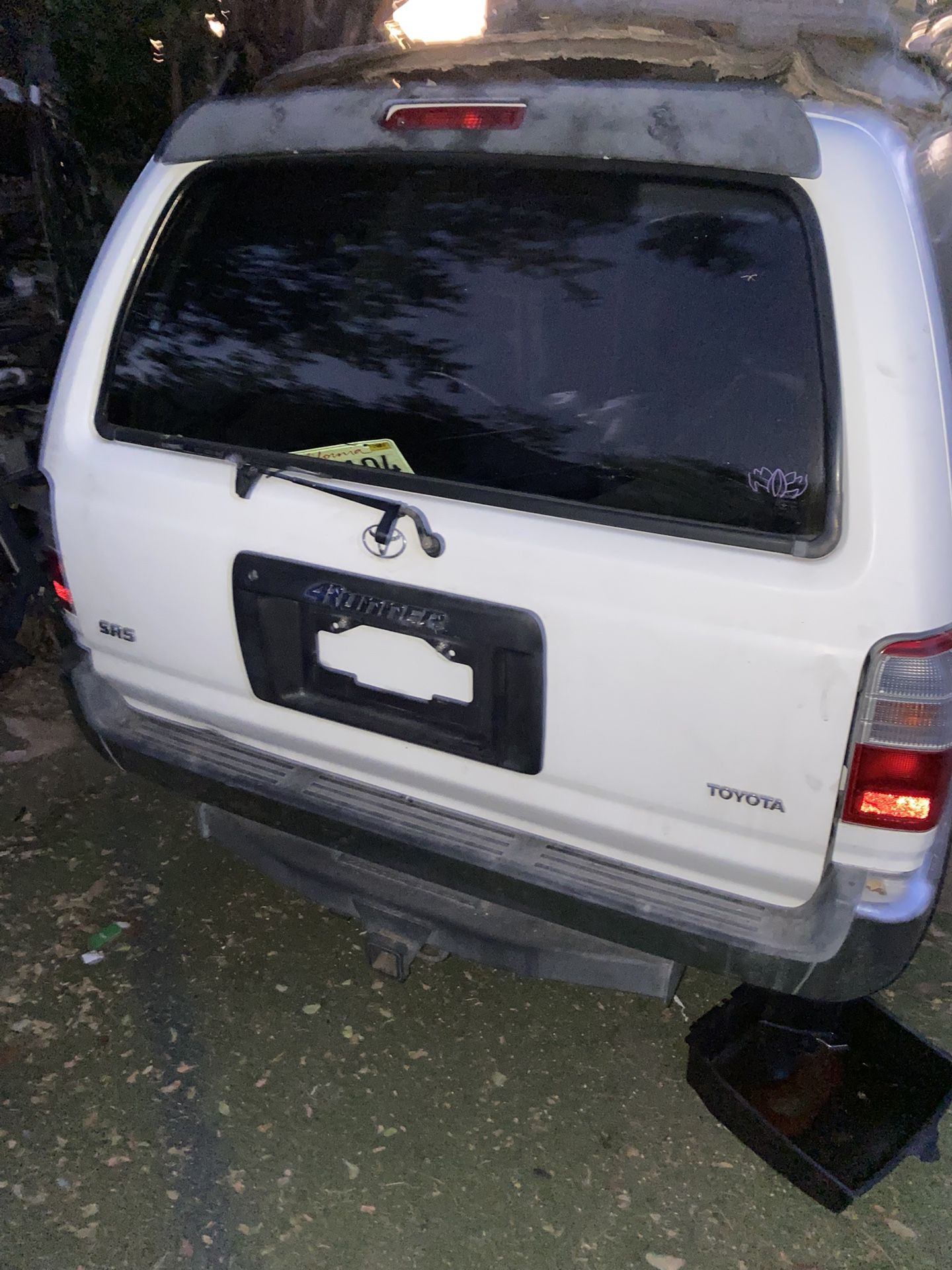 Toyota 4runner Tailgate for Sale in Fullerton, CA - OfferUp