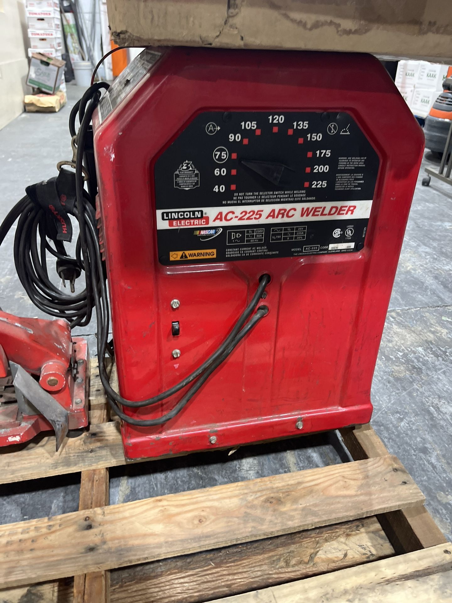 Lincoln Electric Arc Welder for Sale in Delray Beach, FL - OfferUp