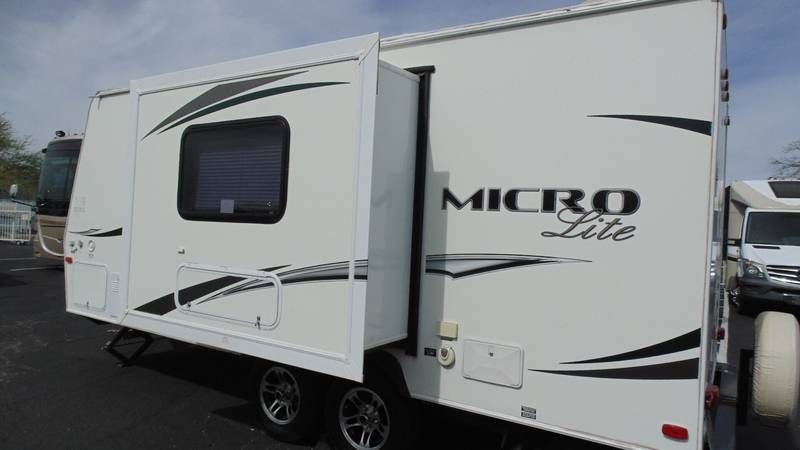 2013 Flagstaff micro lite RV for Sale in Phoenix, AZ - OfferUp