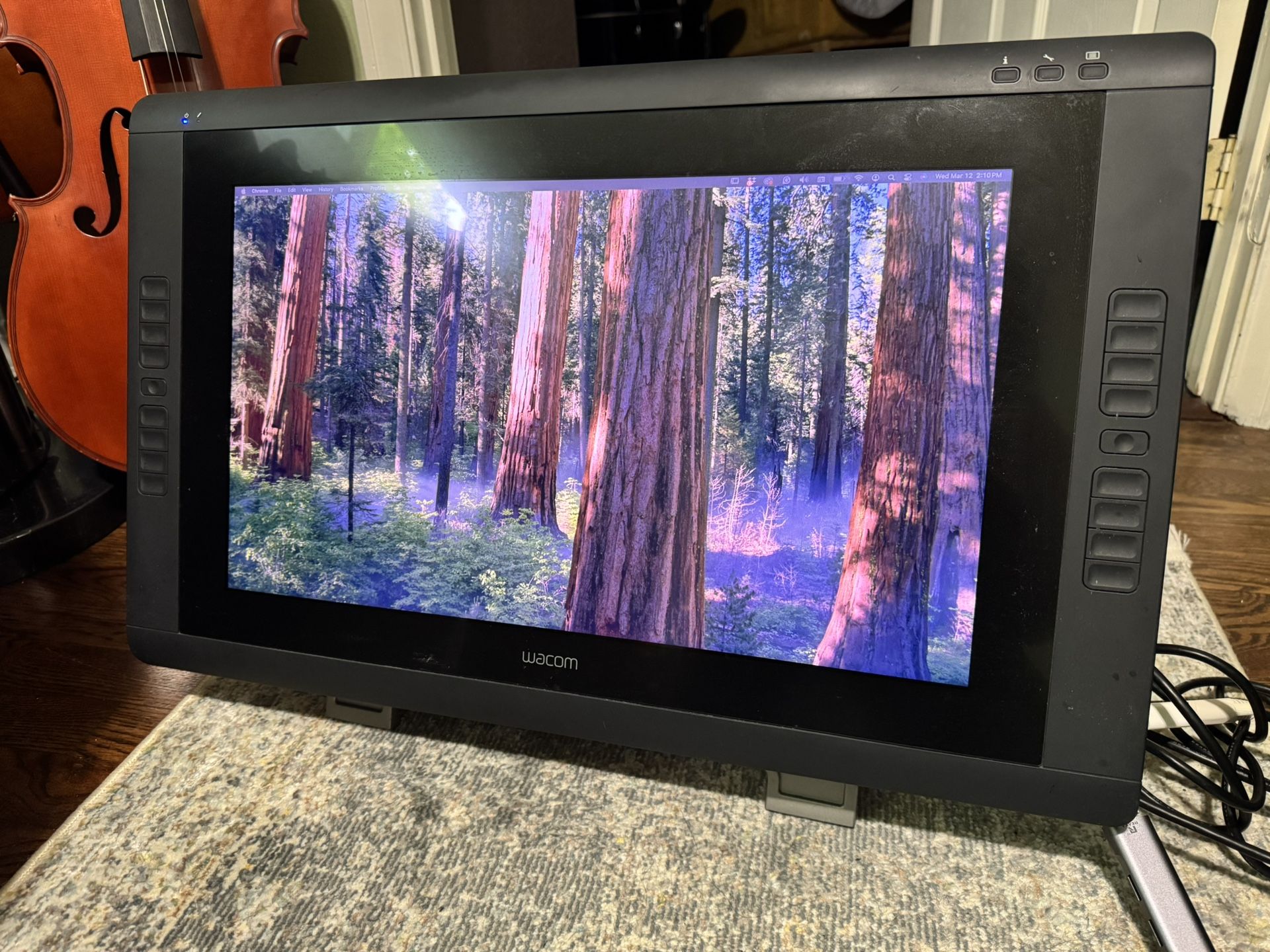 Wacom Cintiq 22HD Touch Drawing Tablet 2016 for Sale in Tacoma, WA ...