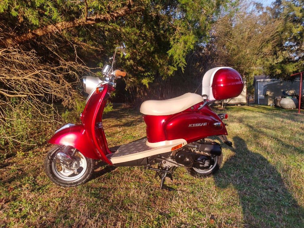 Scooter Gy6 50cc for Sale in Snow Camp, NC - OfferUp