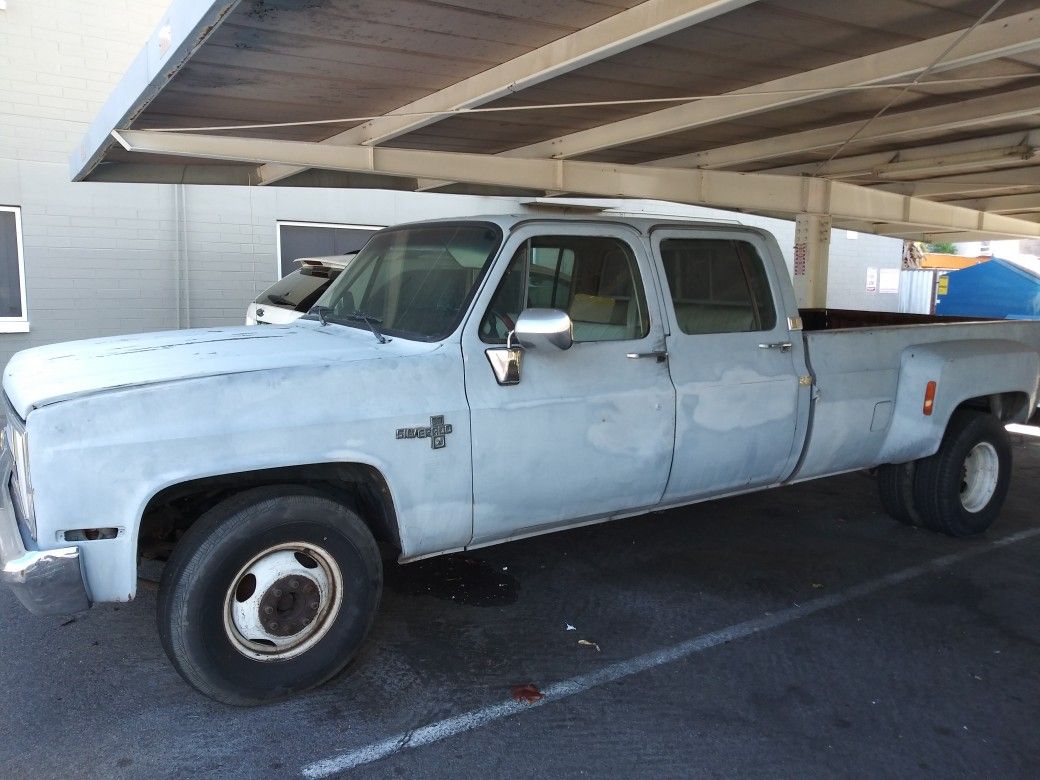 1985 Chevrolet C/K 30 for Sale in Phoenix, AZ - OfferUp