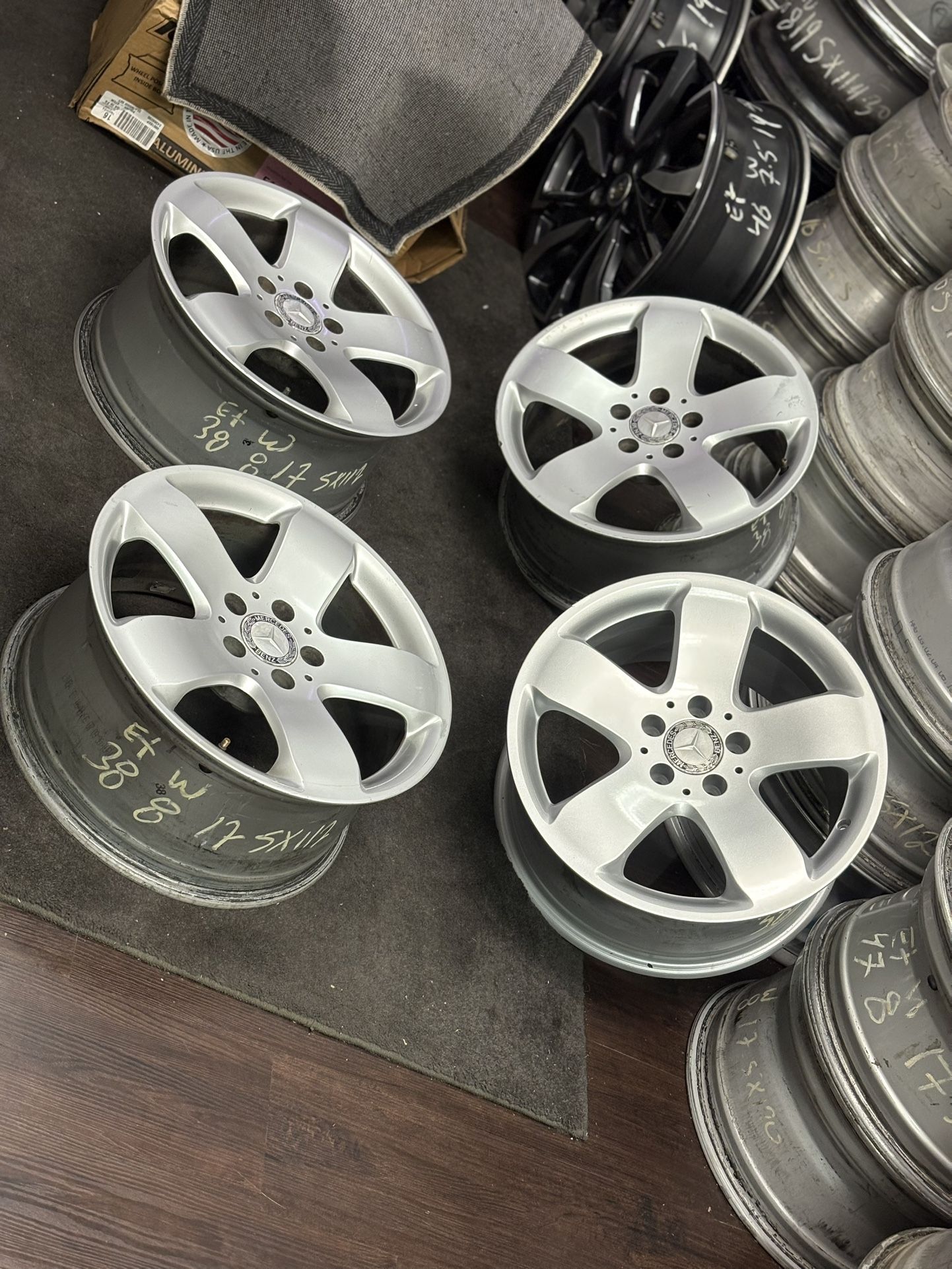 Mercedes Rims Wheels 17 Inch Factory 5 Lugs bolts pattern 112 mm set of ...