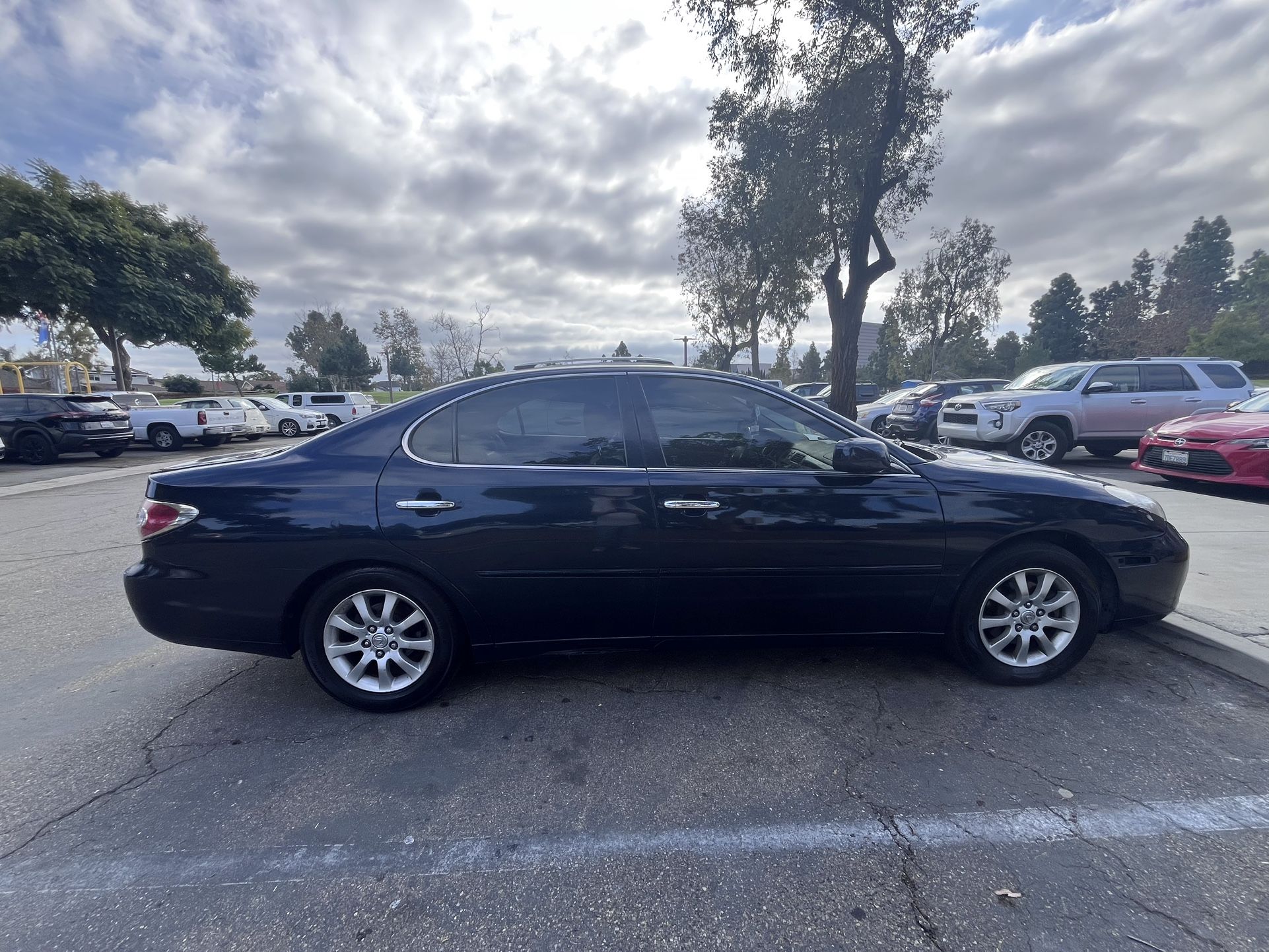 2002 Lexus ES 300 for Sale in Santa Ana, CA - OfferUp