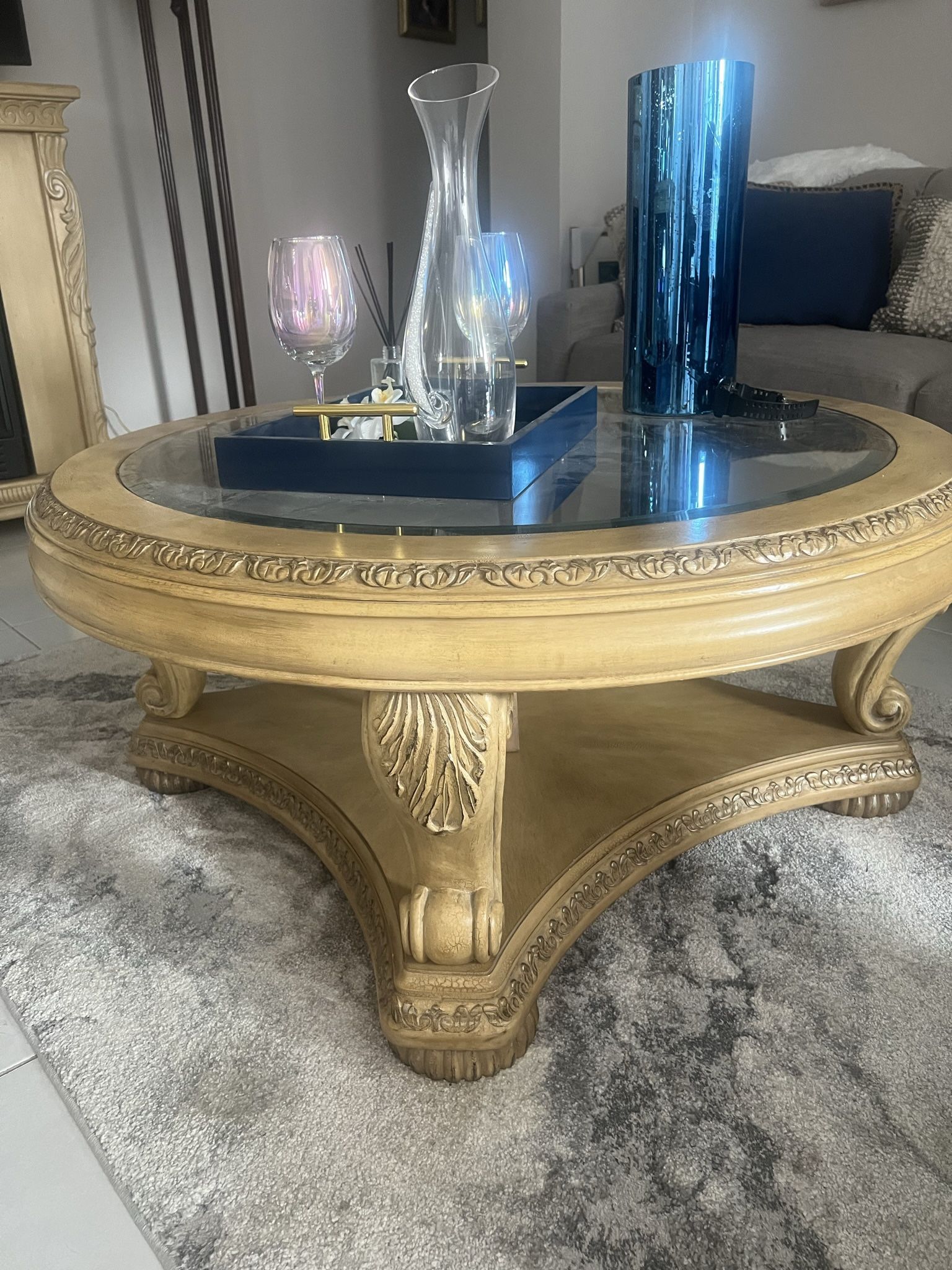Schnadig Tables. for Sale in Queens, NY - OfferUp