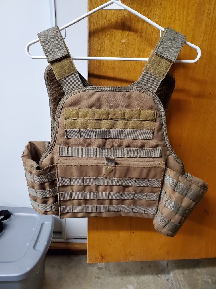 Condor Plate carrier for Sale in Irwindale, CA - OfferUp