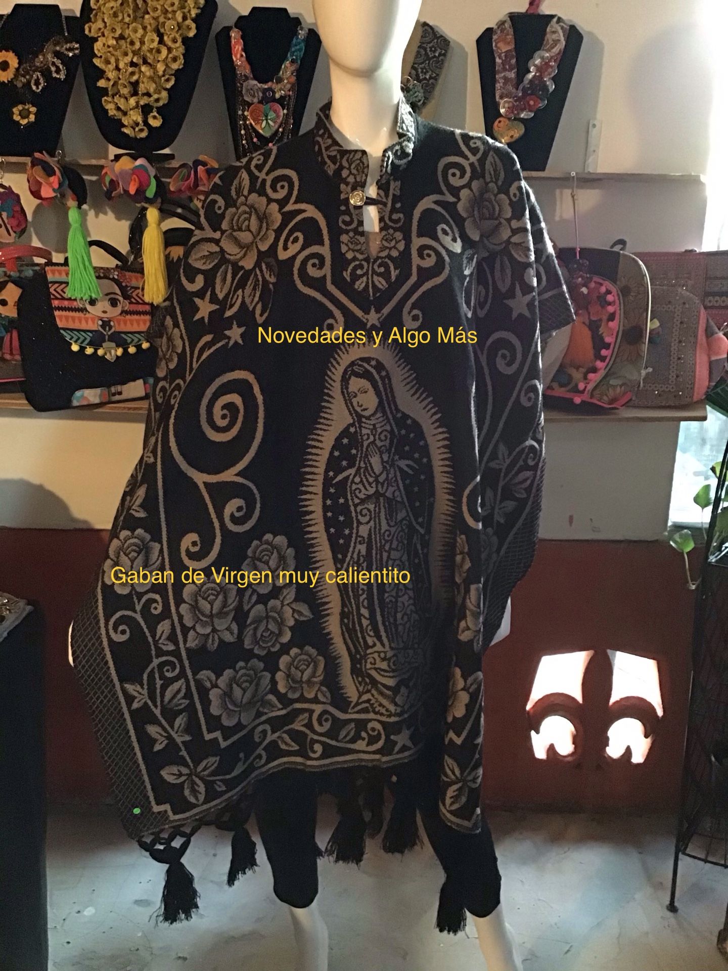 Hermosos gabanes artesanales for Sale in Las Vegas, NV - OfferUp