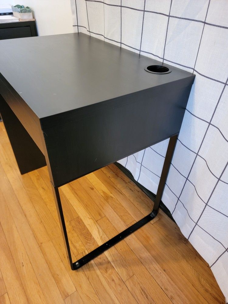 IKEA Micke Disk And Office Chair for Sale in Phoenix, AZ - OfferUp
