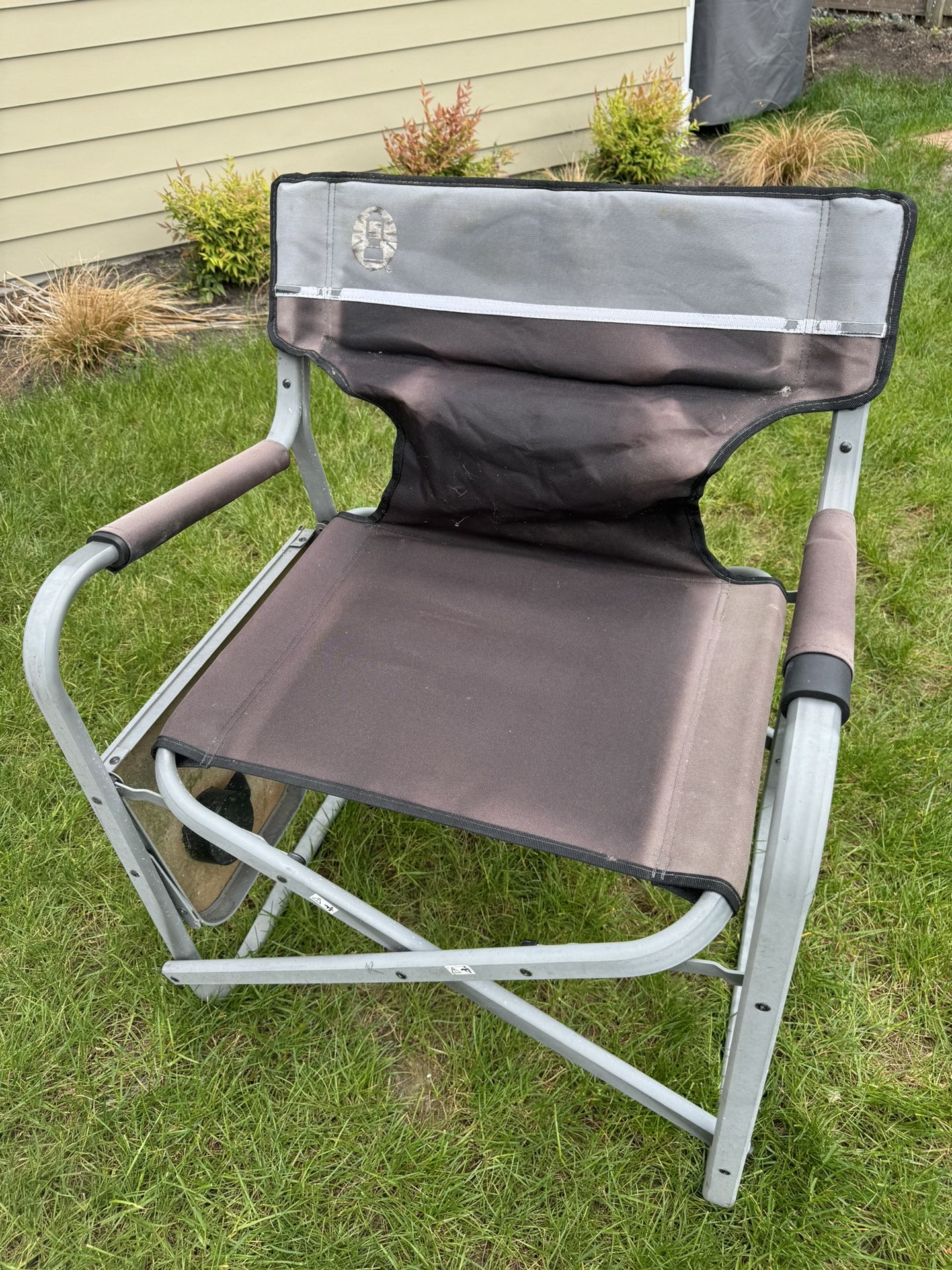 Coleman Foldable Outdoor Chair for Sale in Seattle, WA - OfferUp