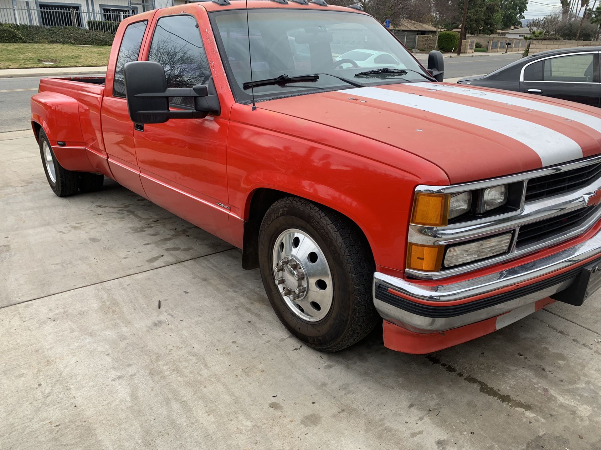 89 Chevy Silverado 3500 for Sale in Riverside, CA - OfferUp