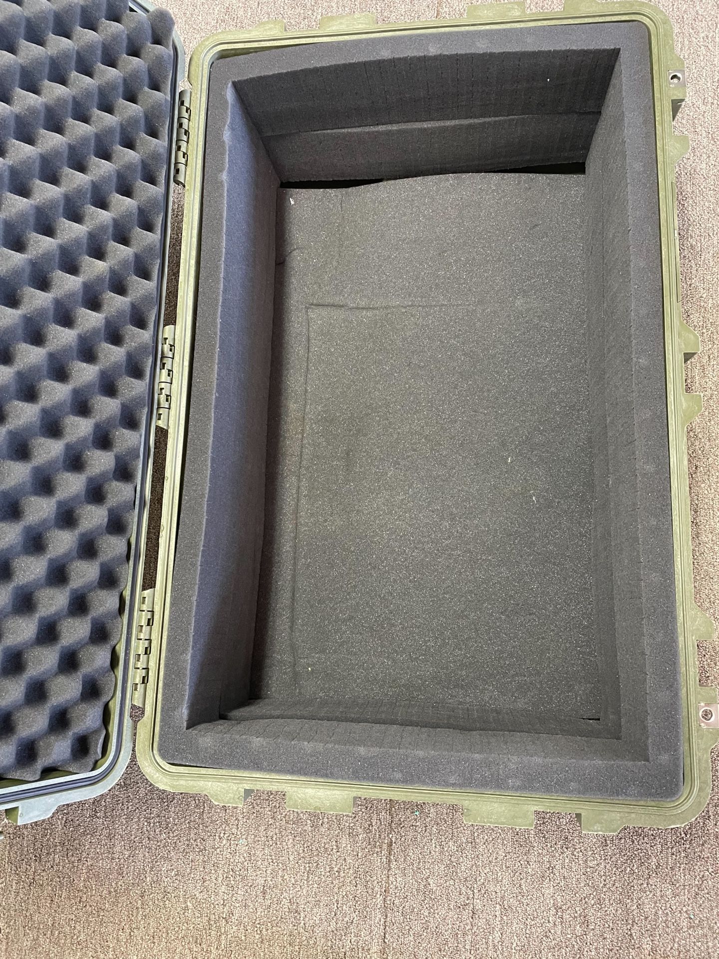 Pelican Box for Sale in Miami, FL - OfferUp