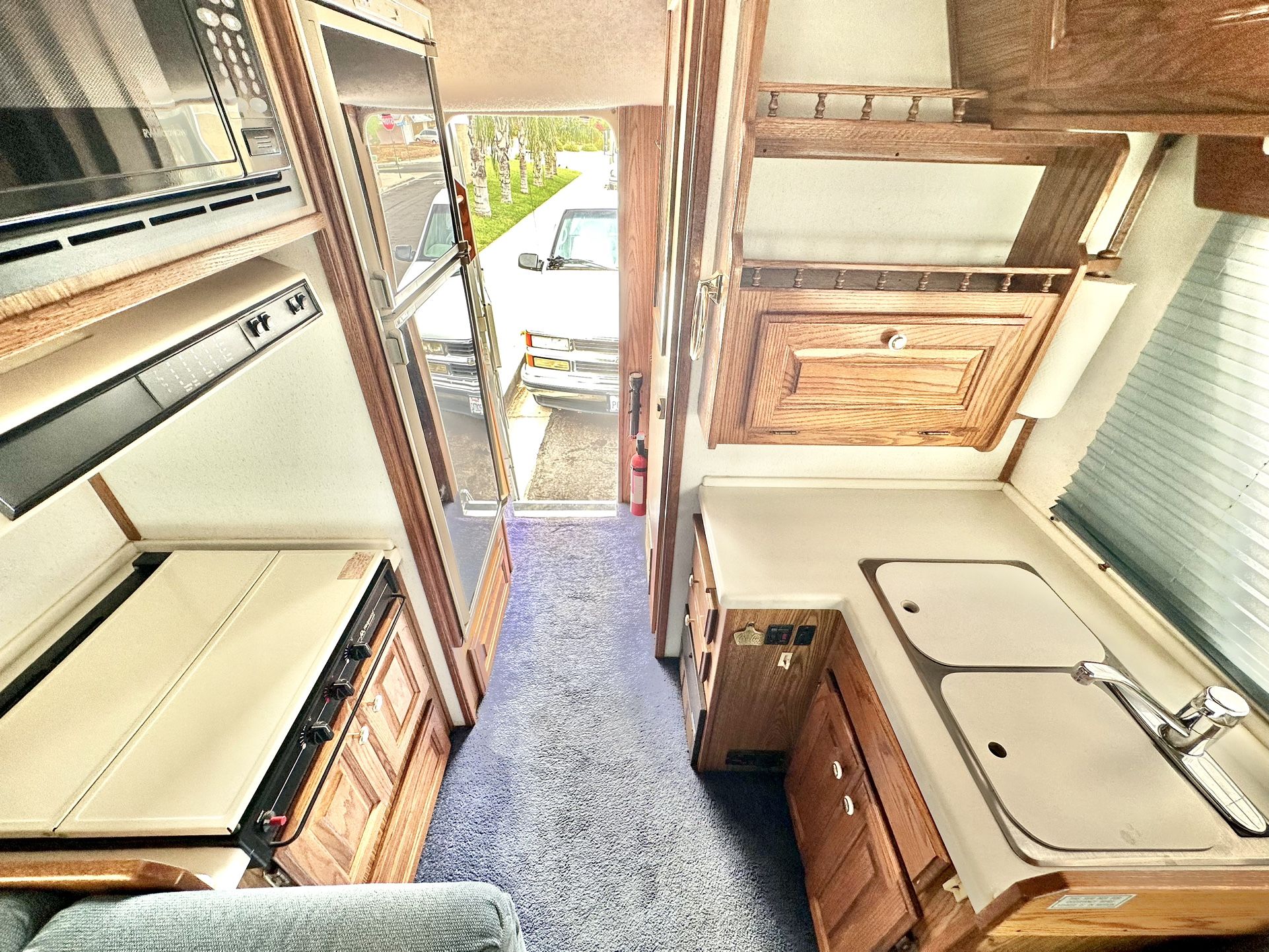 1999 Chinook Concourse for Sale in Moreno Valley, CA - OfferUp