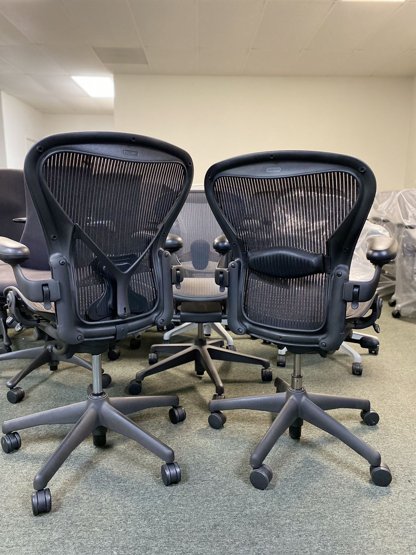 HERMAN MILLER CLASSIC AND REMASTERED AERON FULLY LOADED!!! SIZE A,B,C ...