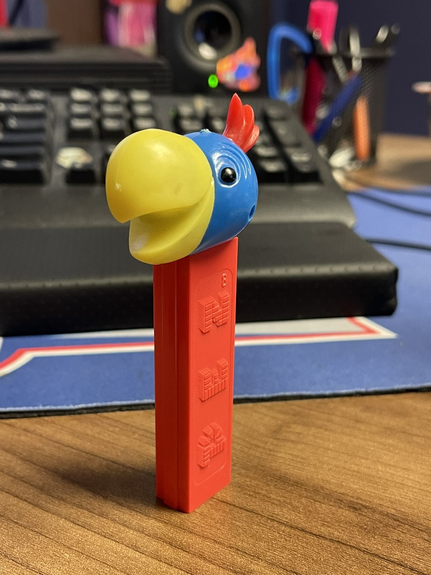 Vintage Rare stem color variation Parrot Pez Dispenser No Pat# Austria ...