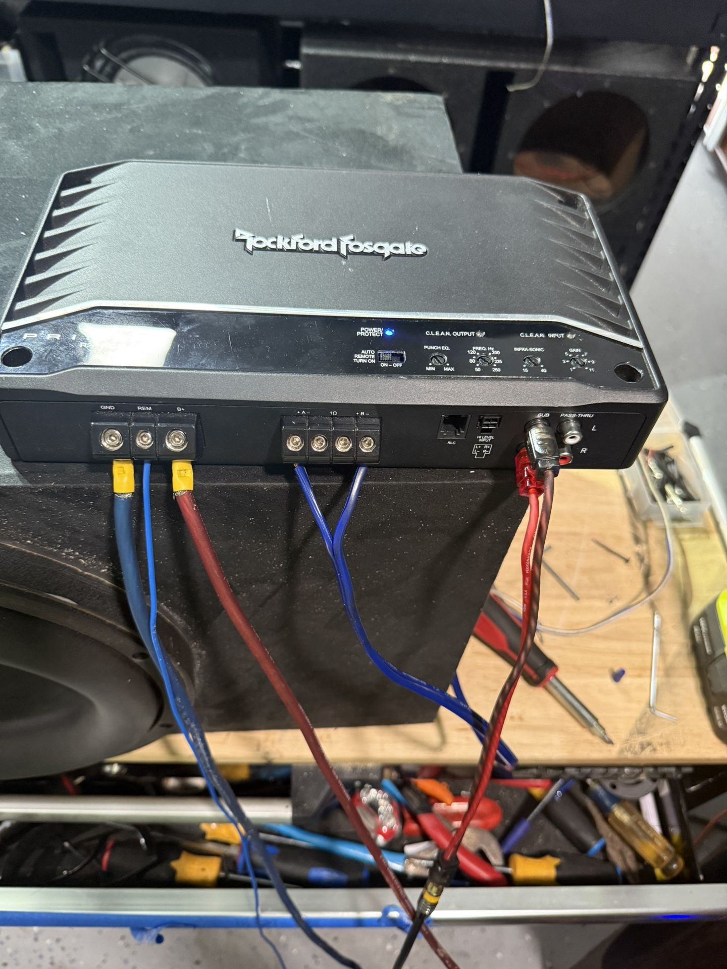 1200 Watts Rms Fosgate Amp for Sale in Fort Lauderdale, FL - OfferUp