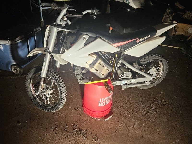 Upgraded Razor Mx650 With Surron Battery for Sale in Phoenix, AZ - OfferUp