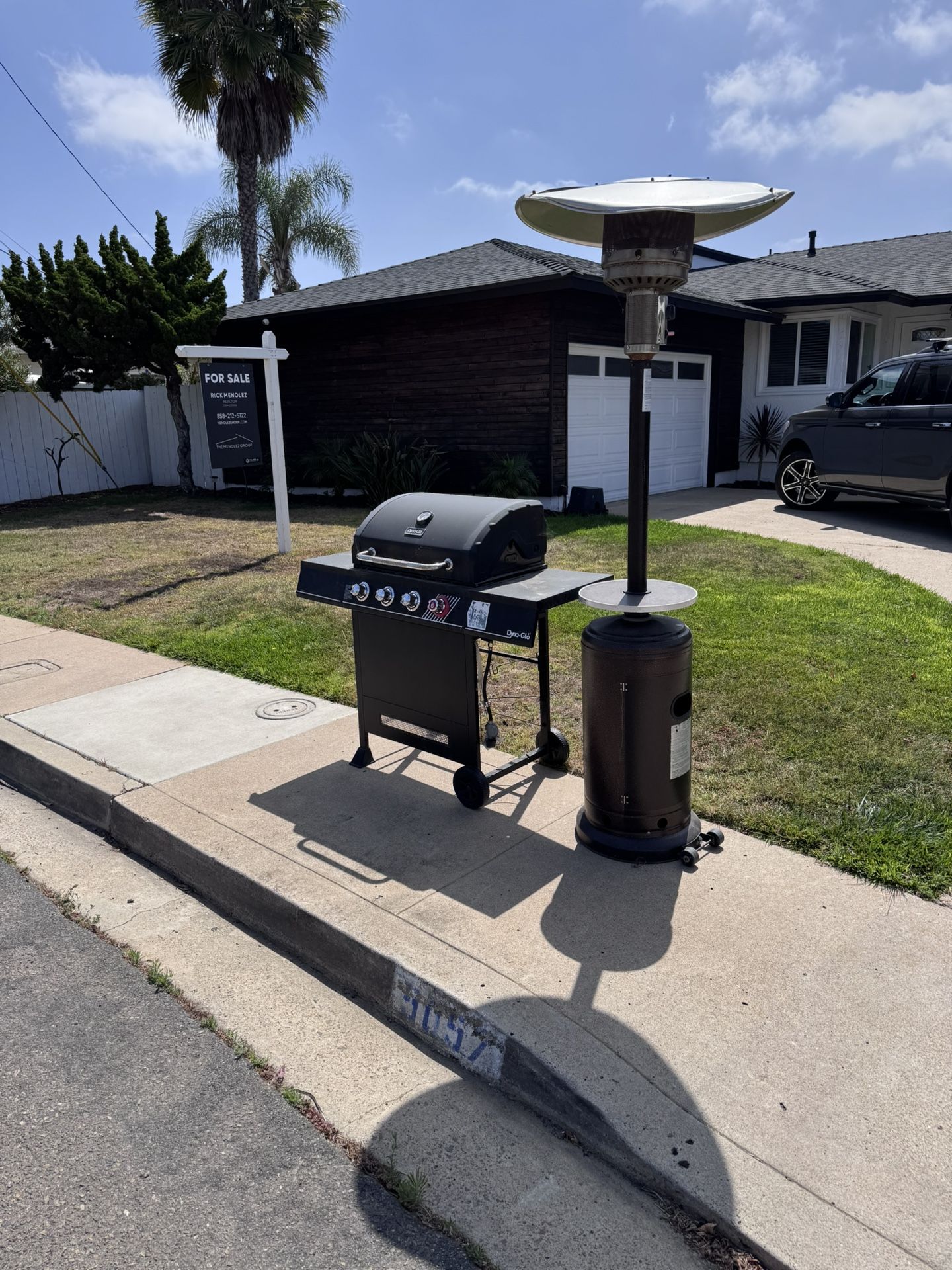 Free Gas Grill And Patio Heater for Sale in San Diego, CA - OfferUp