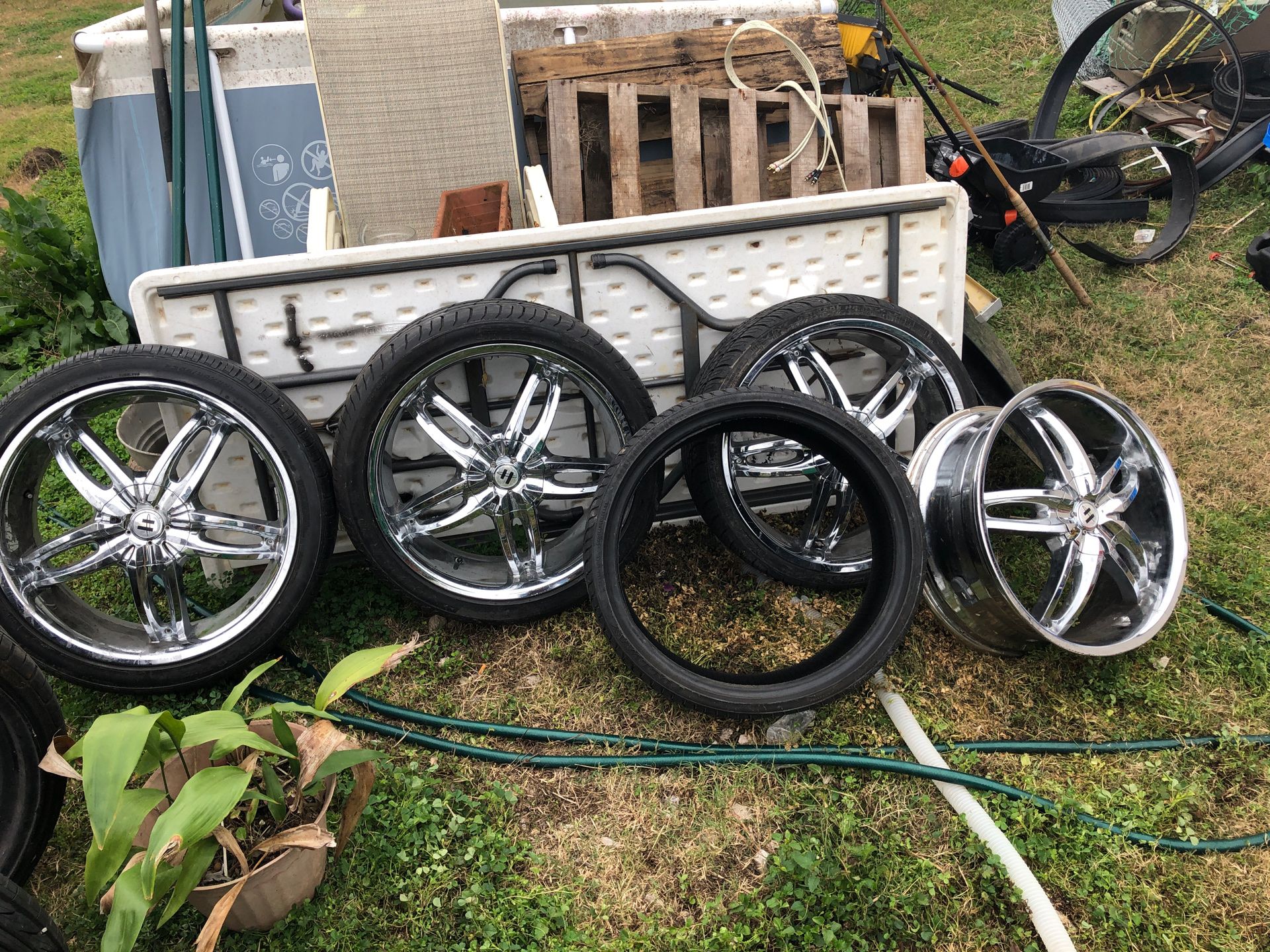 20 inch tires and rims for Sale in Rosharon, TX - OfferUp