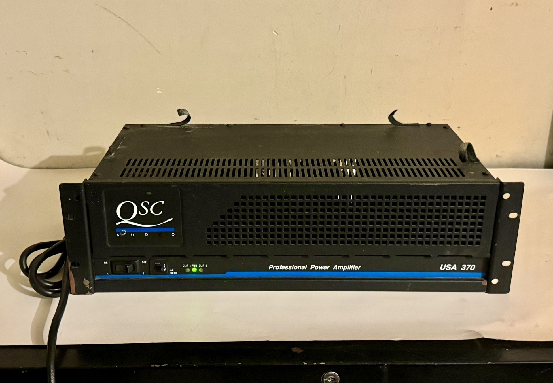 QSC Audio USA 370 Professional Power Amplifier for Sale in Long Beach, CA - OfferUp