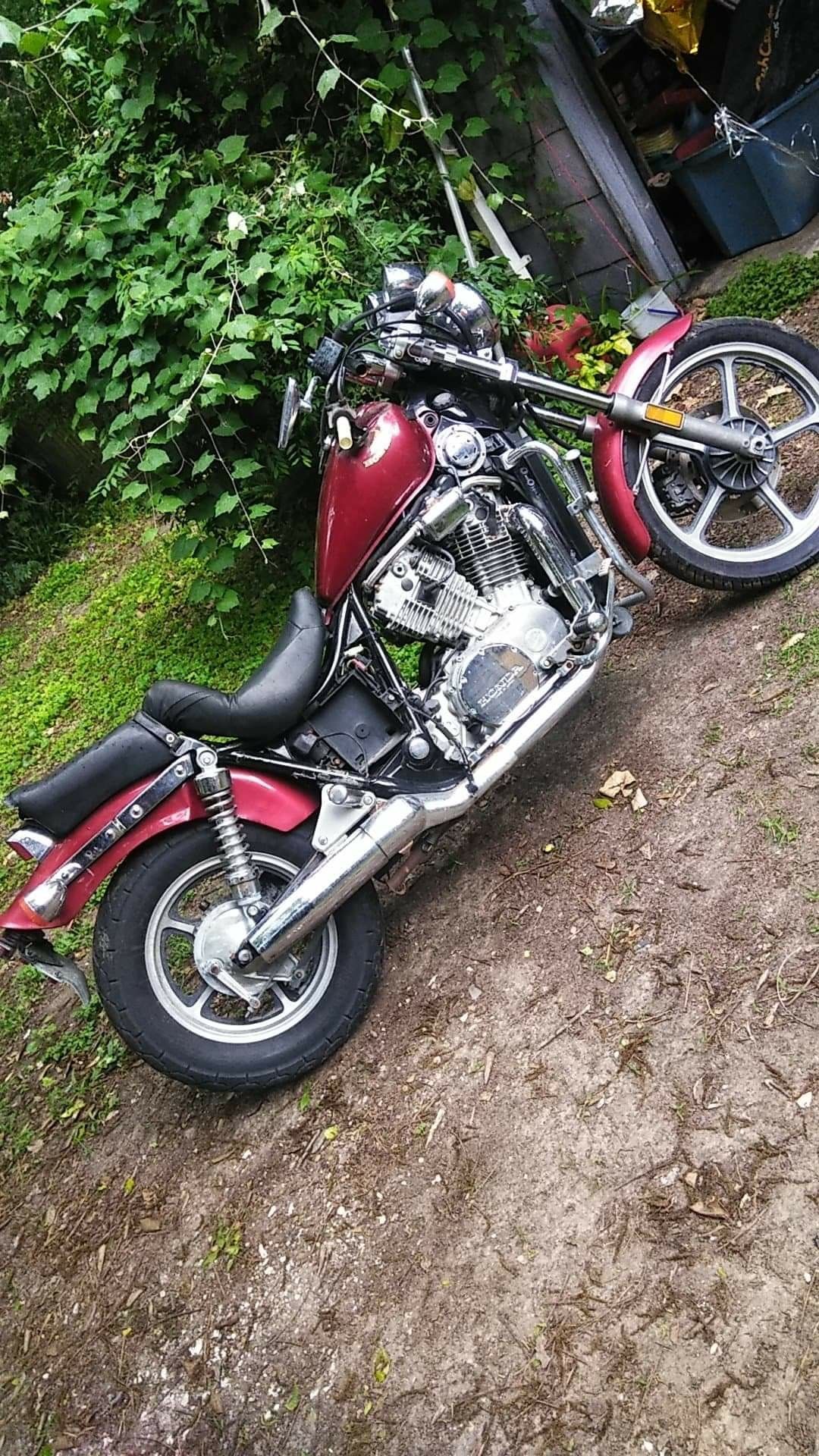 Honda Shadow vt700 for Sale in Alvin, TX - OfferUp