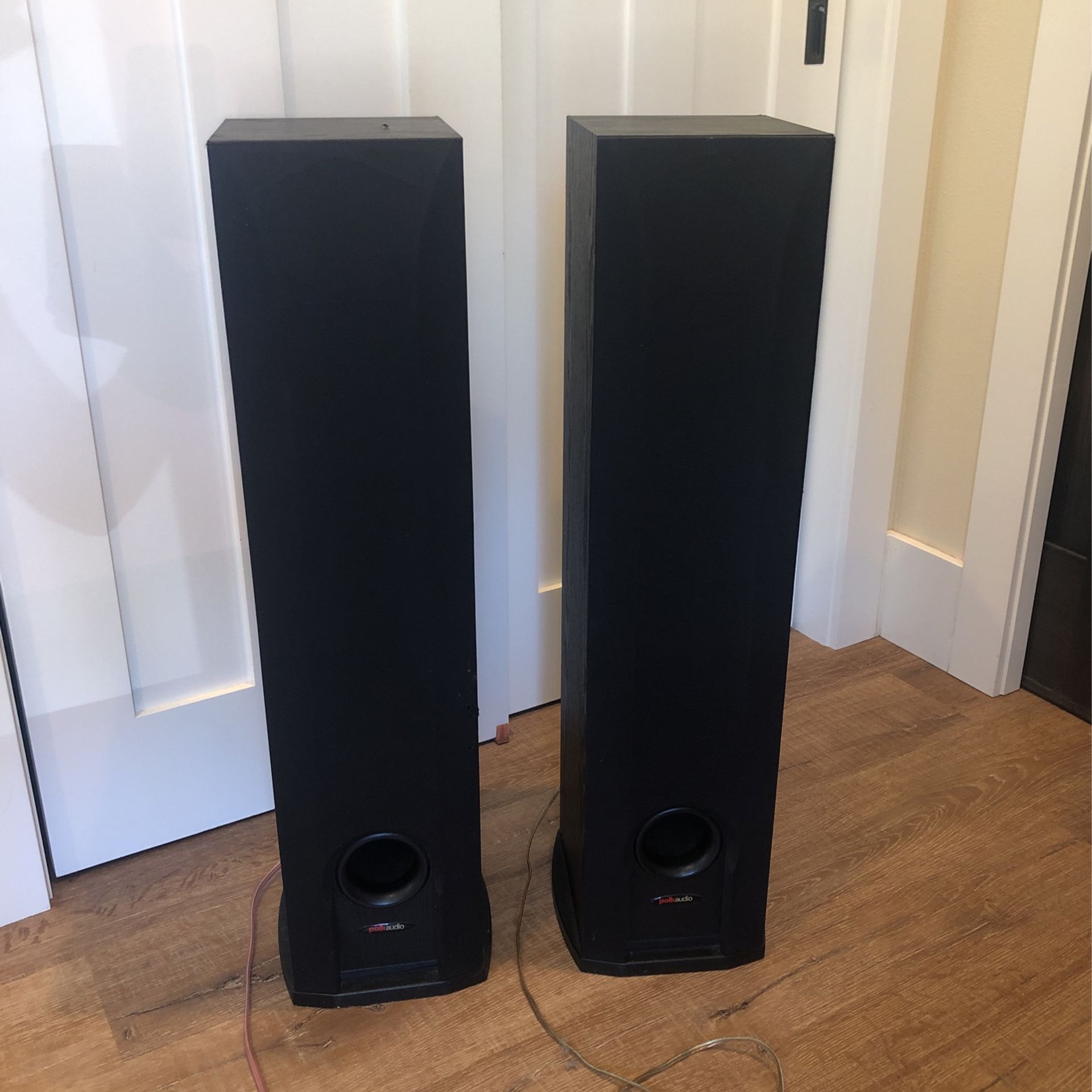 Polk Audio R30 Tower Speakers for Sale in Hillsboro, OR - OfferUp