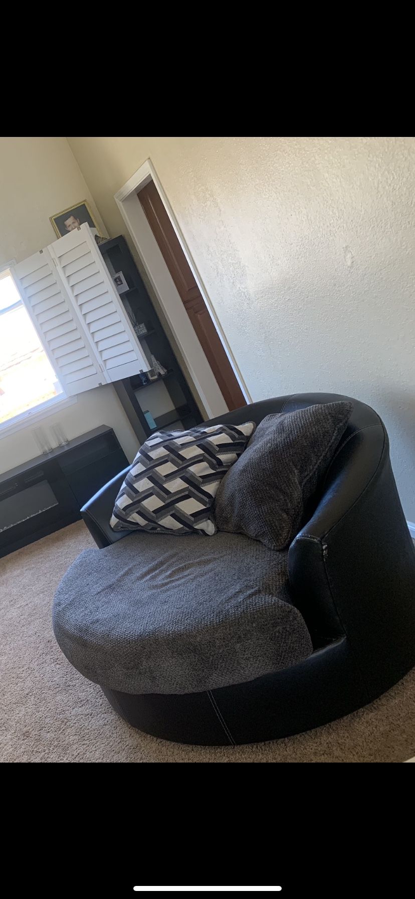 Free Spinning Chair for Sale in Ontario, CA - OfferUp