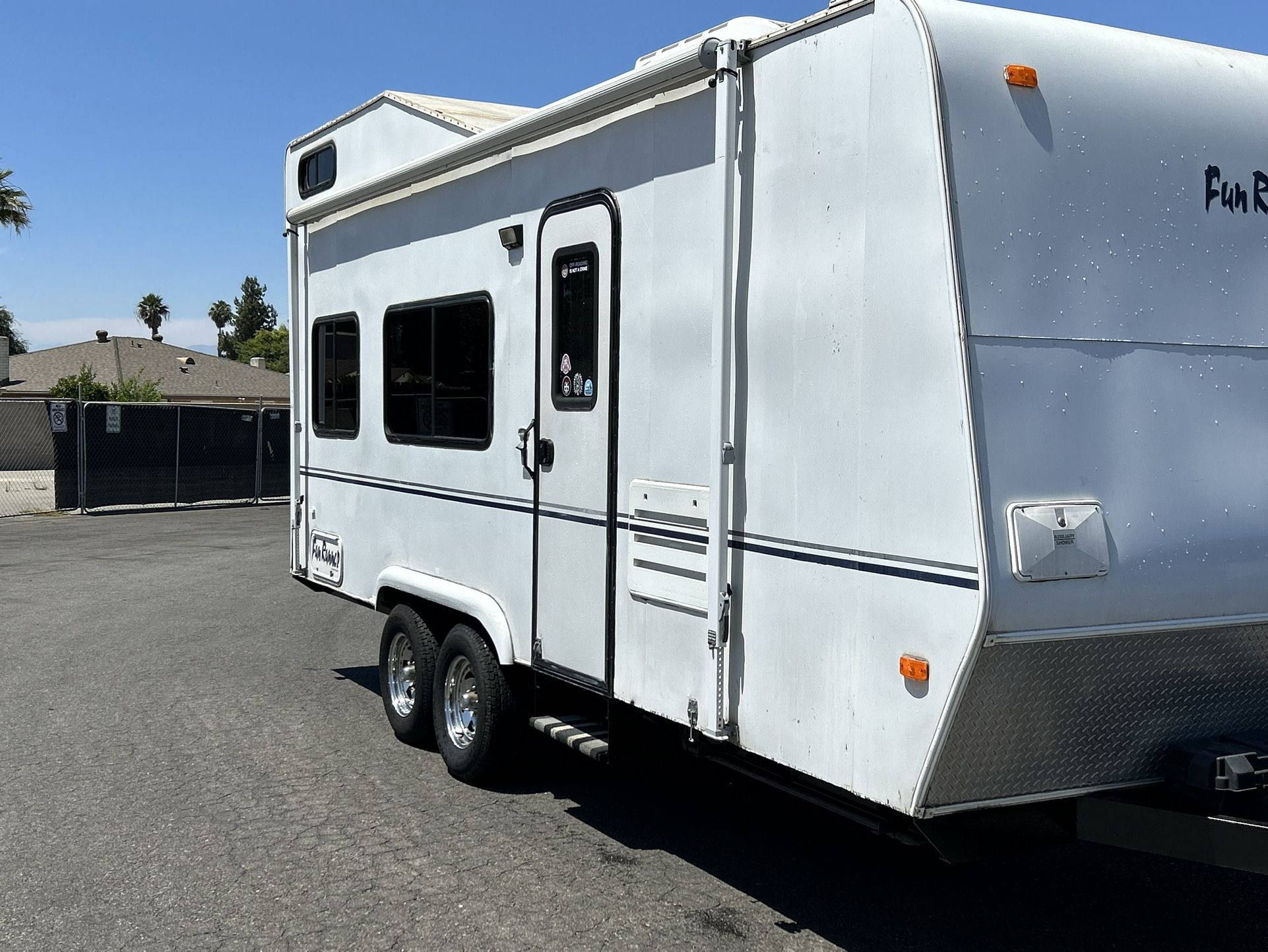 2001 Carson Fun runner for Sale in Riverside, CA - OfferUp